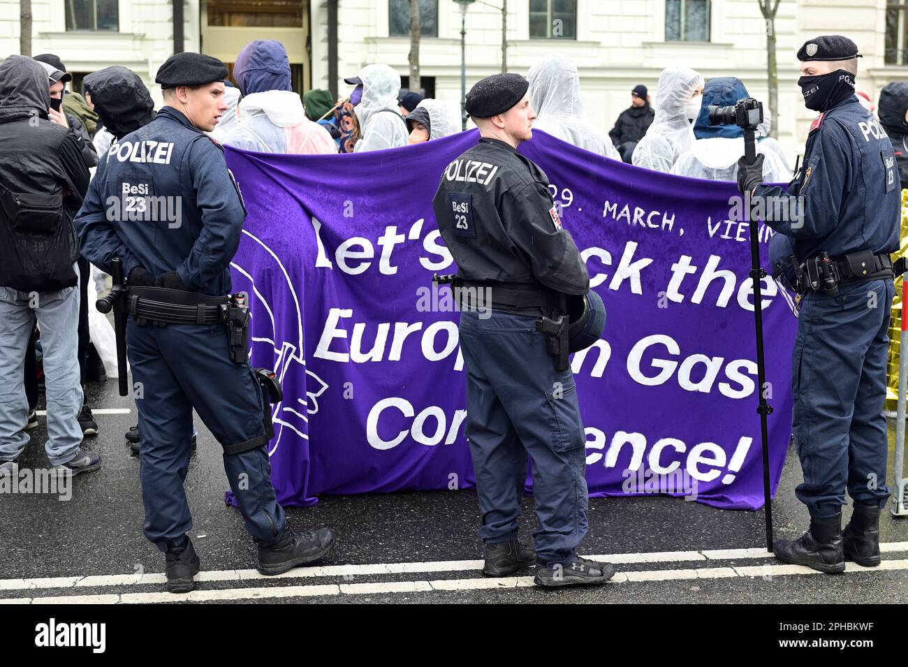 European gas conference hi-res stock photography and images - Alamy