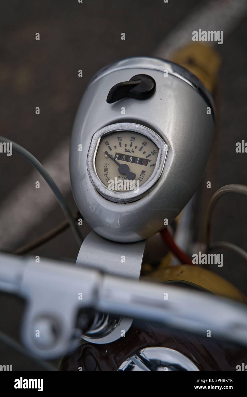 Oldtimer scooters hi-res stock photography and images - Alamy