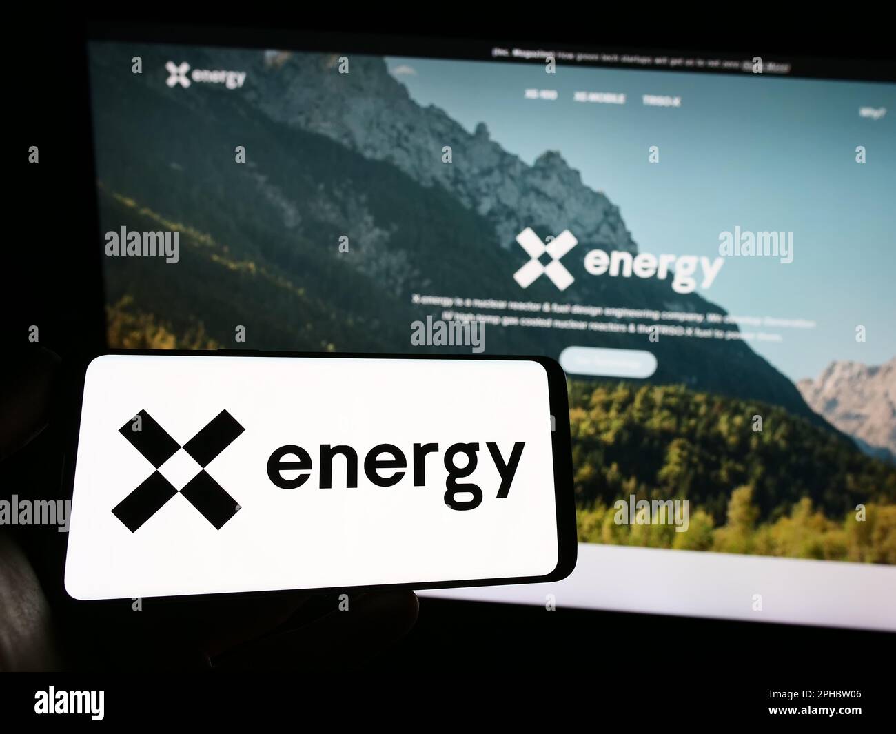 Pbr technology company logo hi-res stock photography and images - Alamy