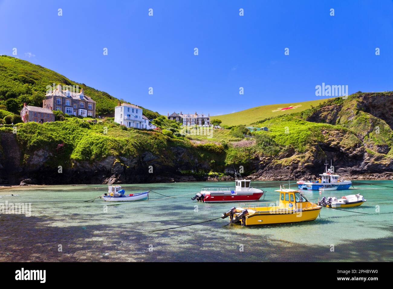 Harbour port isaac cornwall hi-res stock photography and images - Alamy