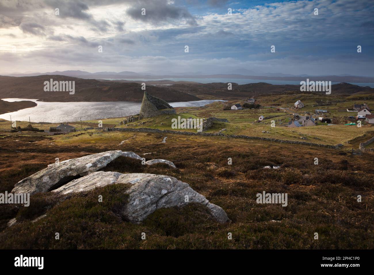 Scotland lewis harris dun carloway hi-res stock photography and images ...