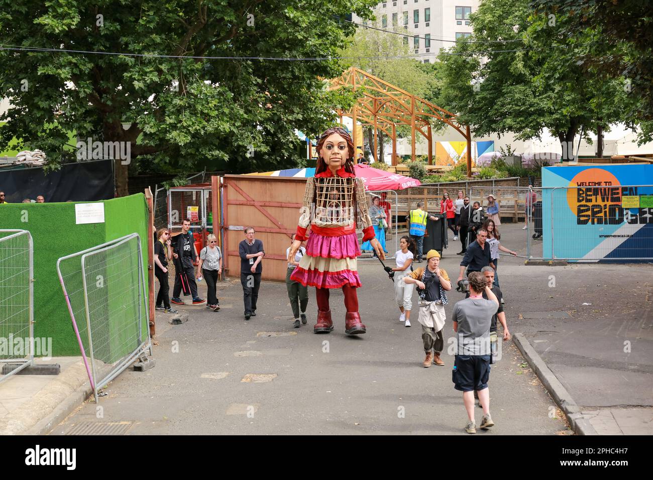London, UK. 25 Jun 2022. 'The Walk: Dance With Amal', part of Refugee ...