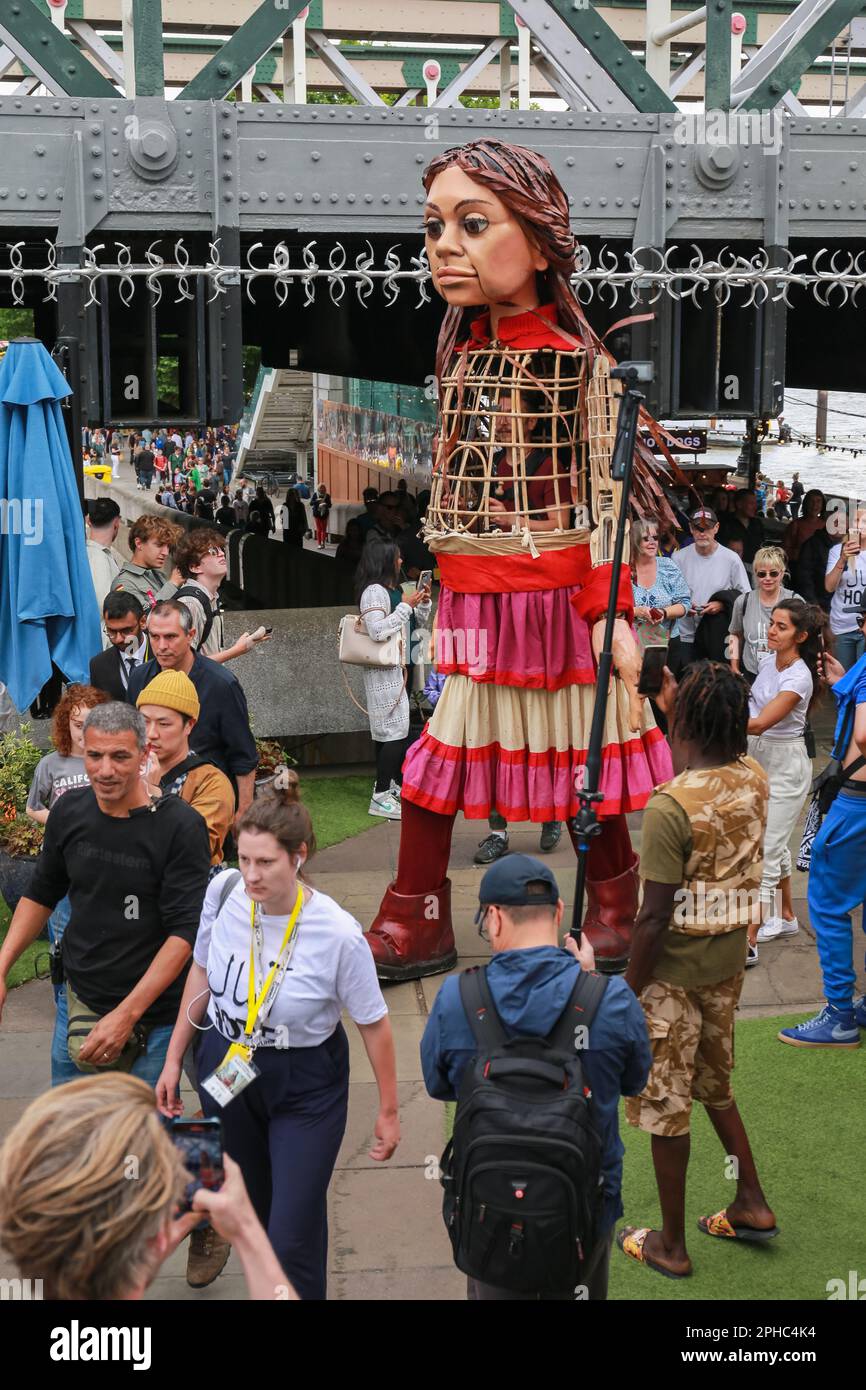 London, UK. 25 Jun 2022. 'The Walk: Dance With Amal', part of Refugee ...