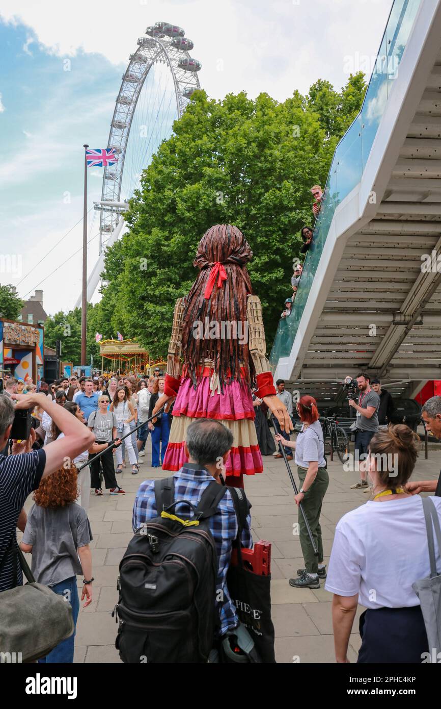 London, UK. 25 Jun 2022. 'The Walk: Dance With Amal', part of Refugee ...