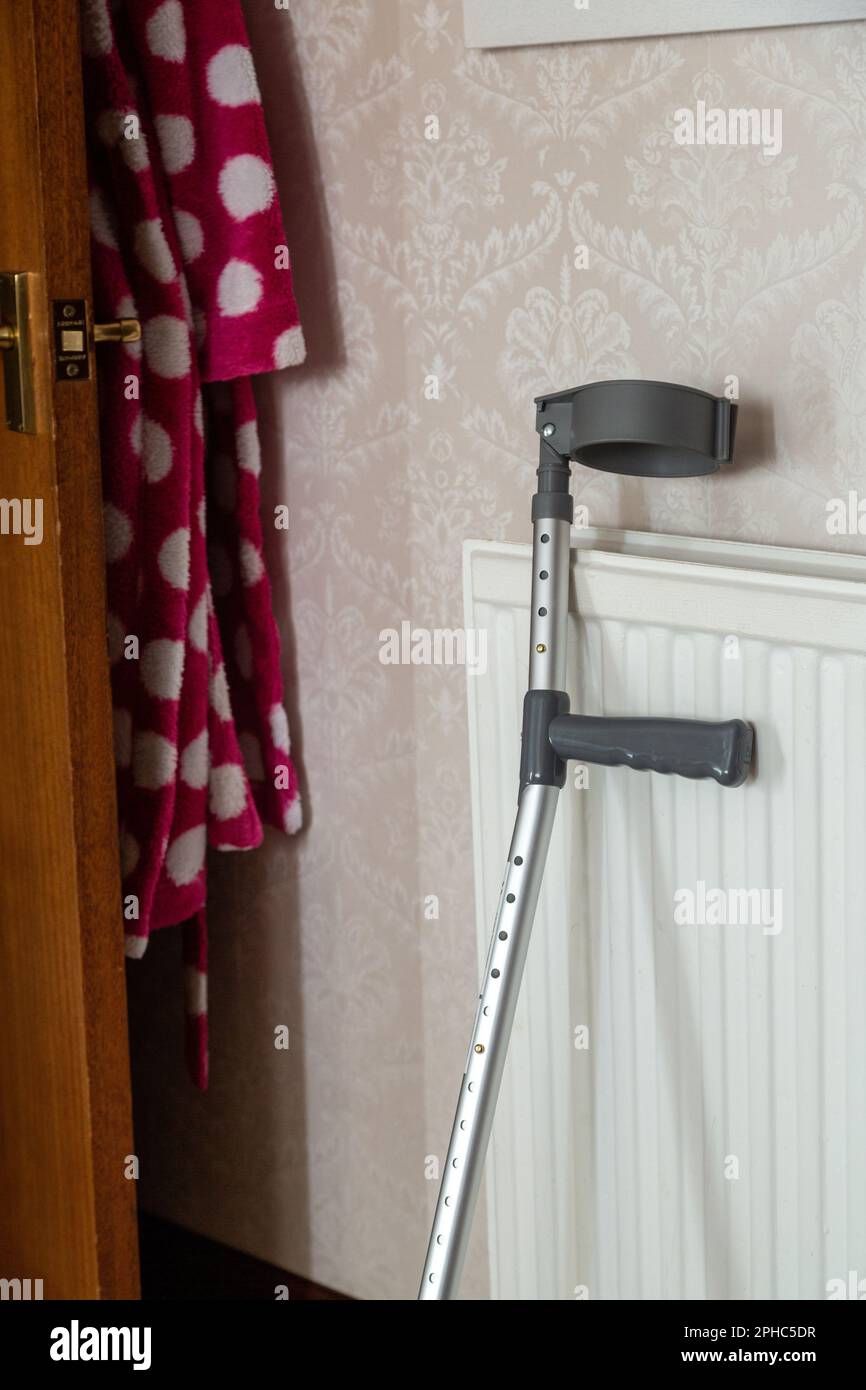Leaning against radiator hi-res stock photography and images - Alamy