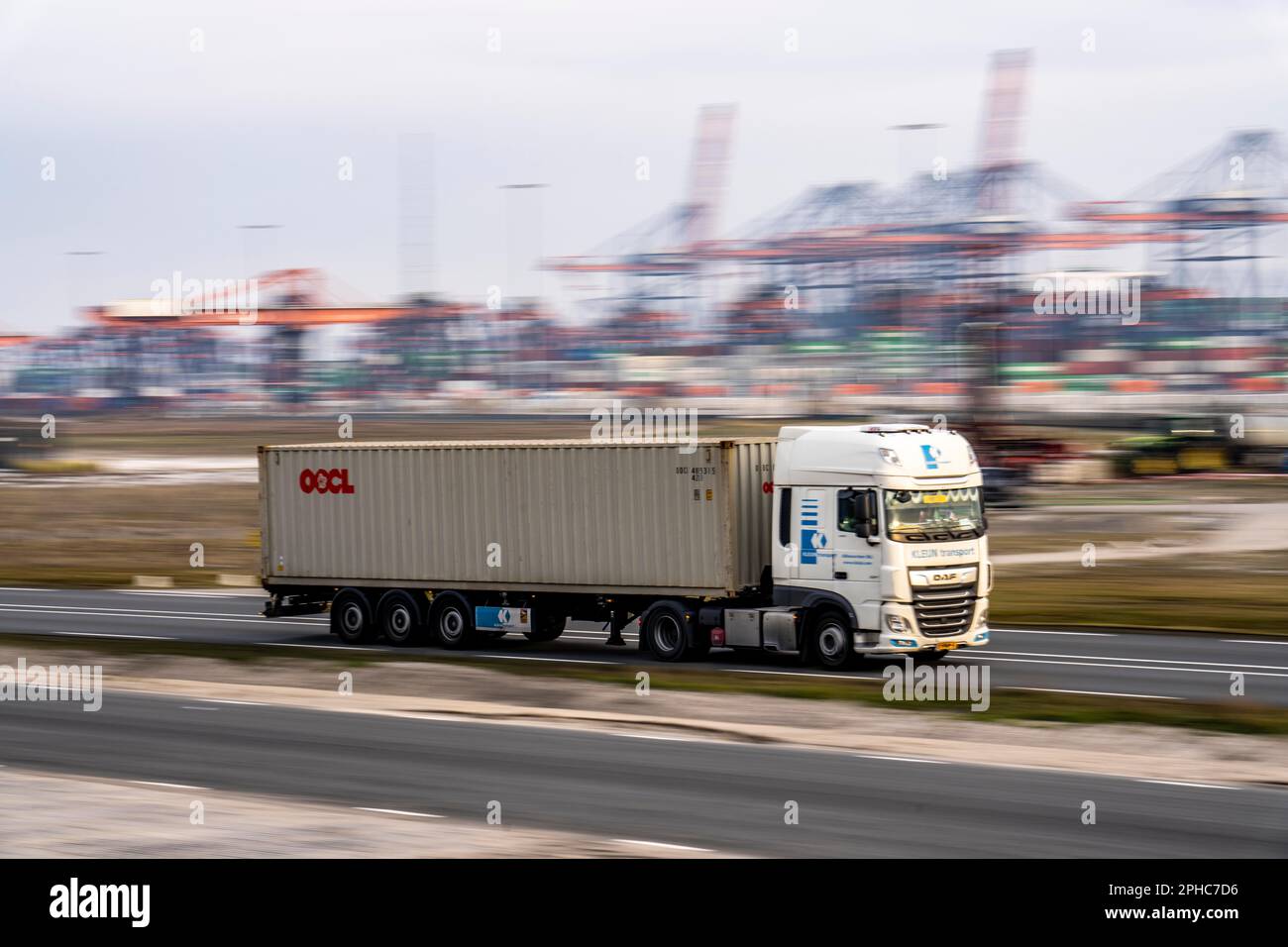 Container truck, bringing containers from Euromax Container Terminal ...