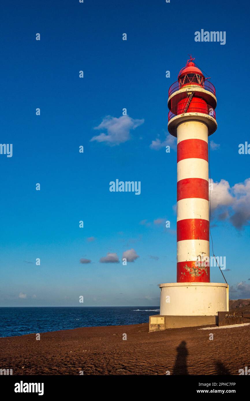 Faro de Punta Sardina is a lighthouse on the coast of Gran Ganaria in ...