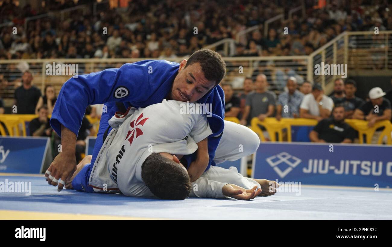 Ezekiel choke hi-res stock photography and images - Alamy