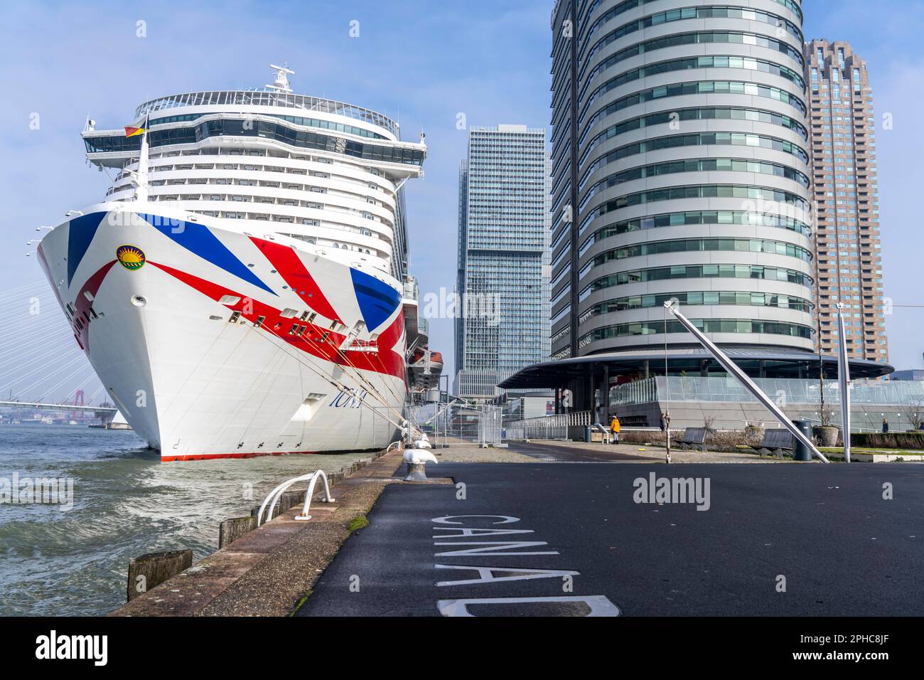 Cruise ship Iona of the British shipping company P&O Cruises, lies at the pier of the Cruise ...