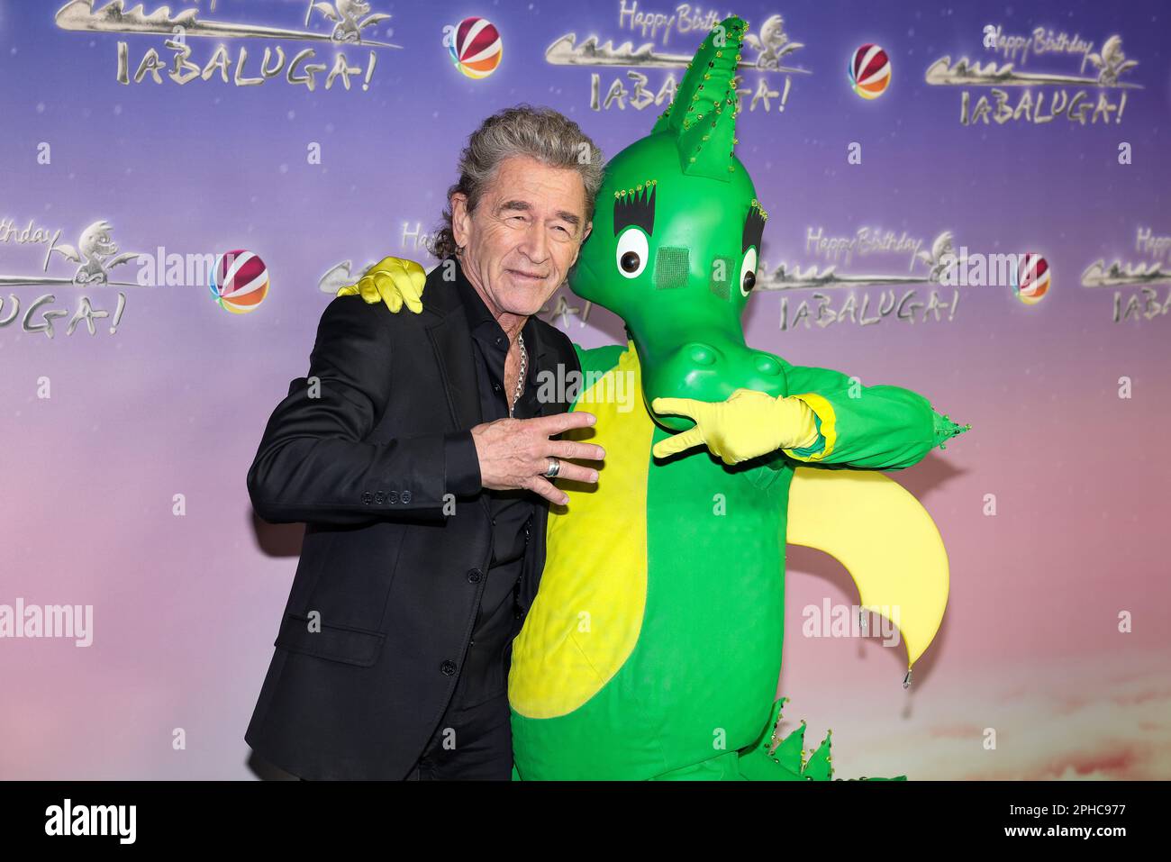 Peter maffay premiere tabaluga hi-res stock photography and images - Alamy