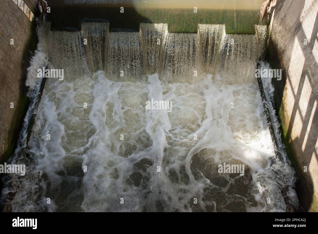 River Ember Molesey Surrey UK Stock Photo - Alamy