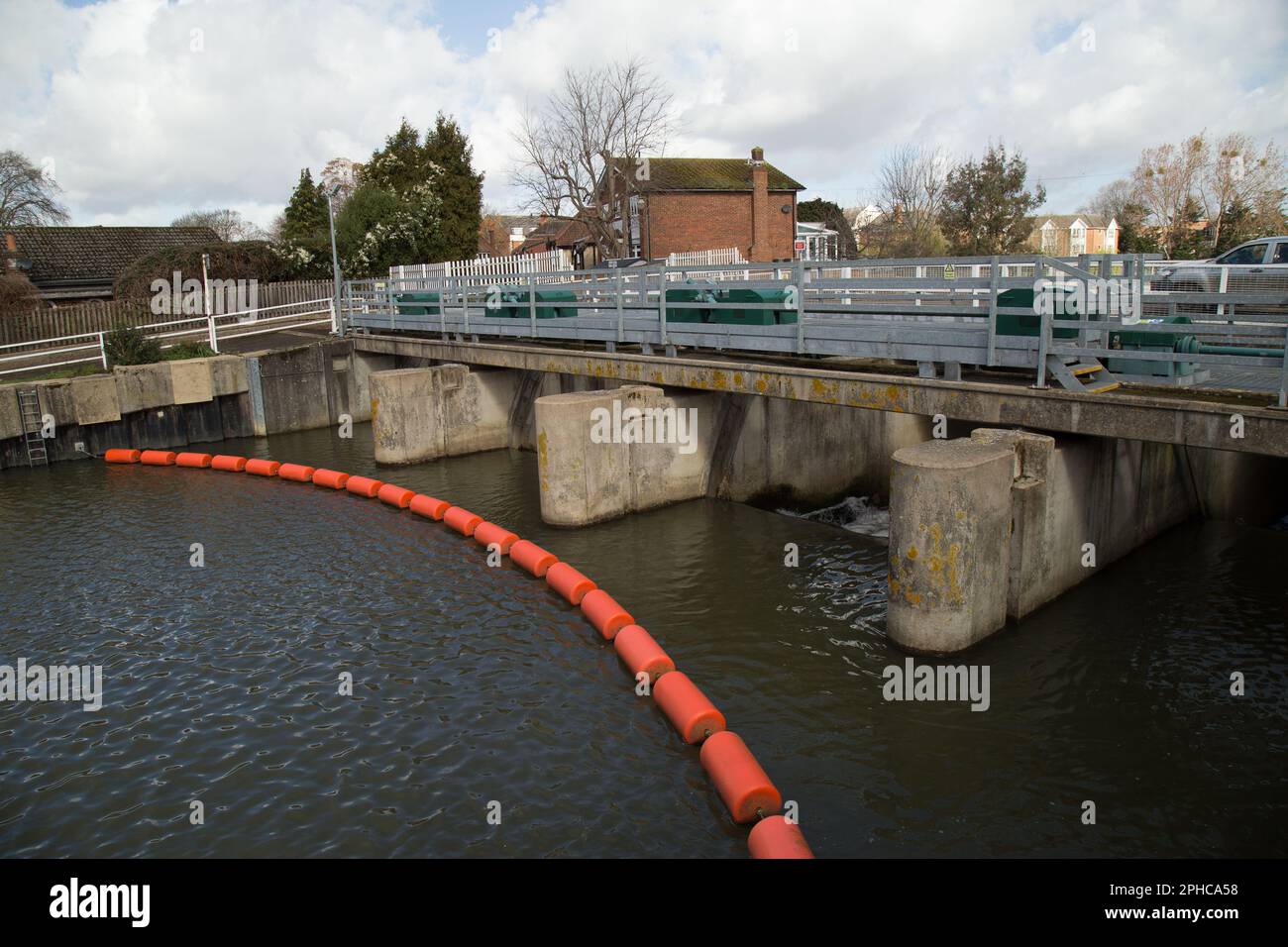 River Ember Molesey Surrey UK Stock Photo - Alamy