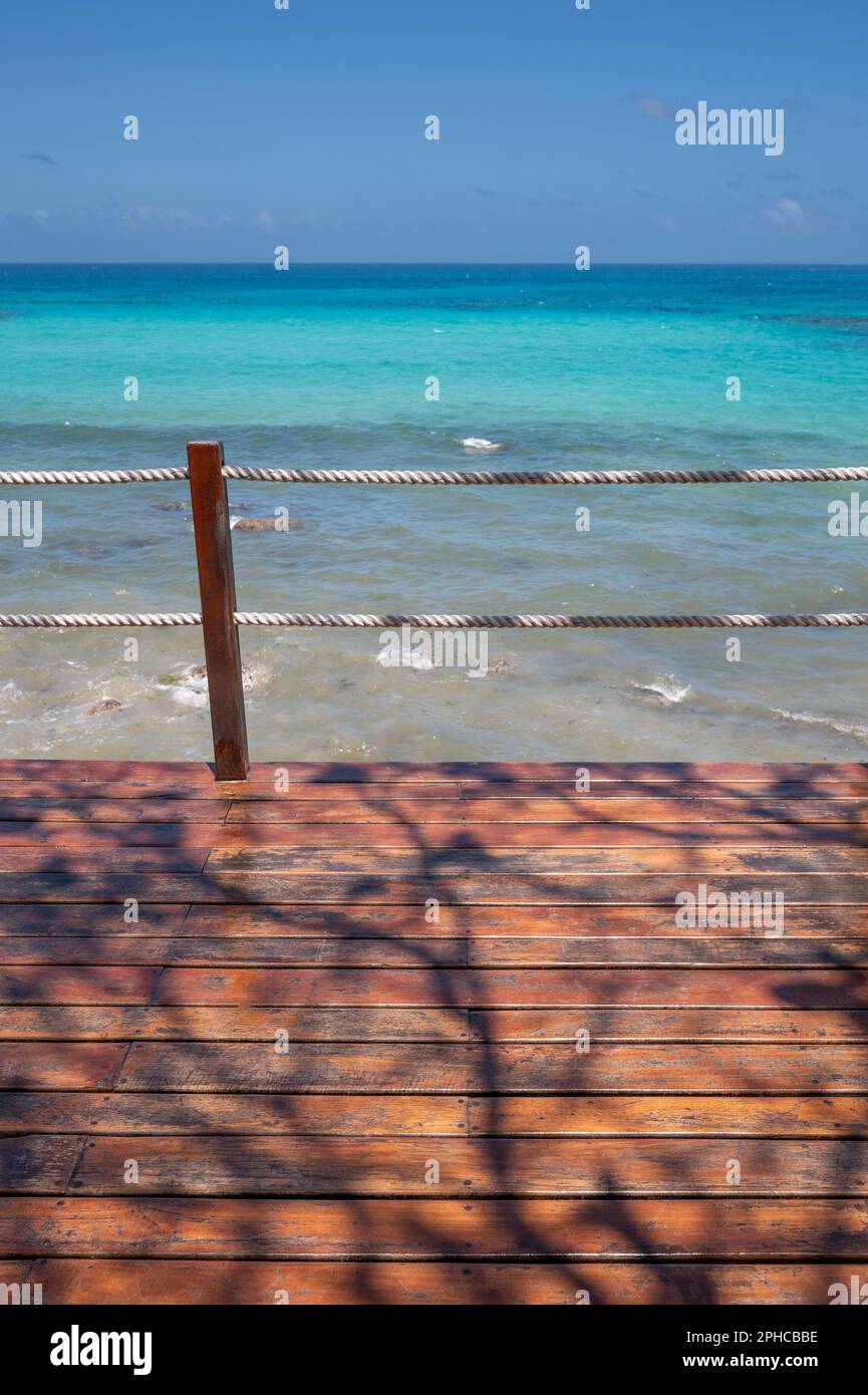 Empty wooden platform deck on Caribbean sea background Stock Photo - Alamy
