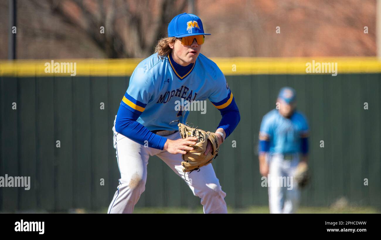 Morehead St. infielder Cole Becker (16) gets into position during an ...