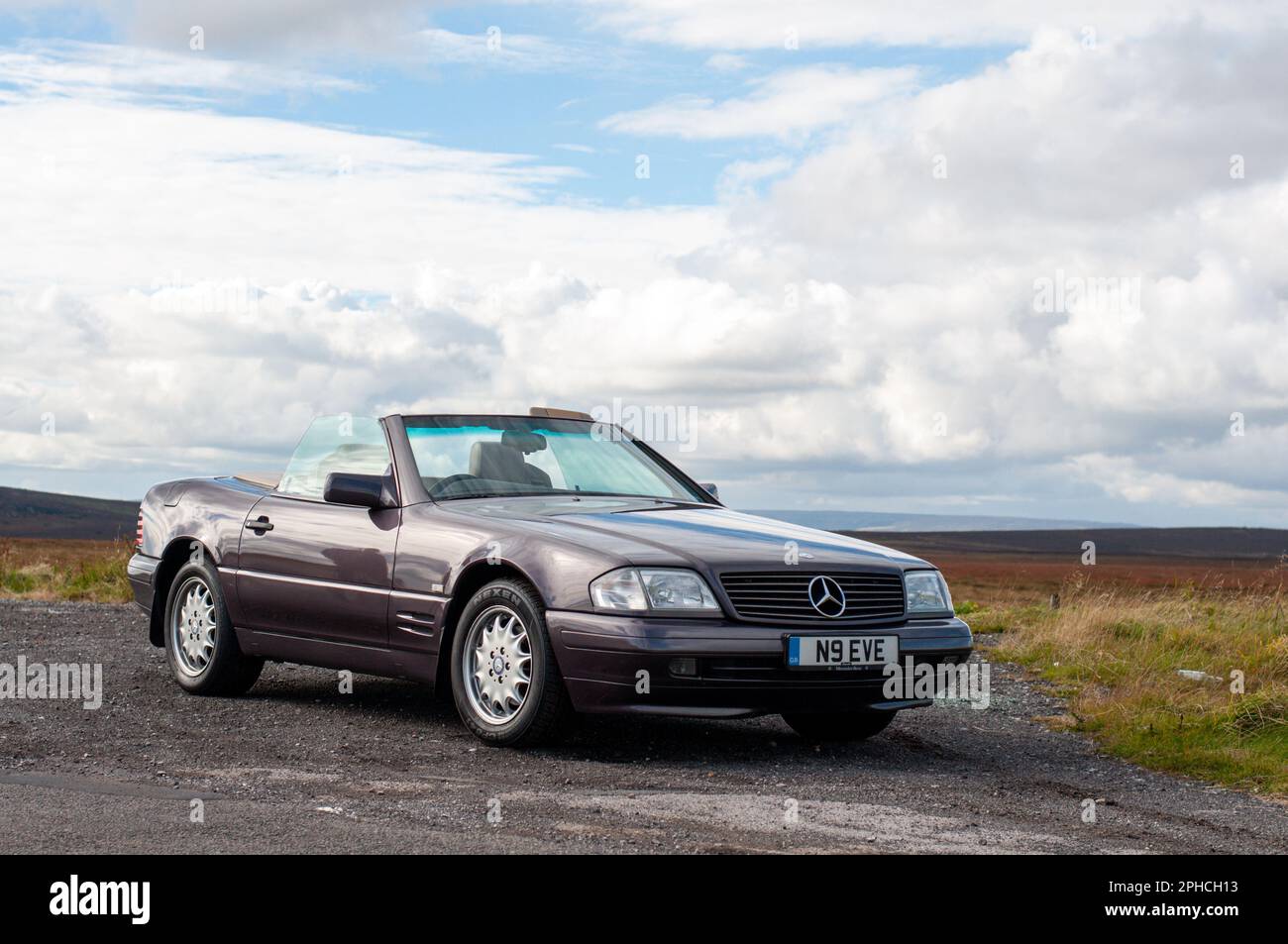 Mercedes-Benz SL320 (R129) parked on a country lane in Yorkshire with ...