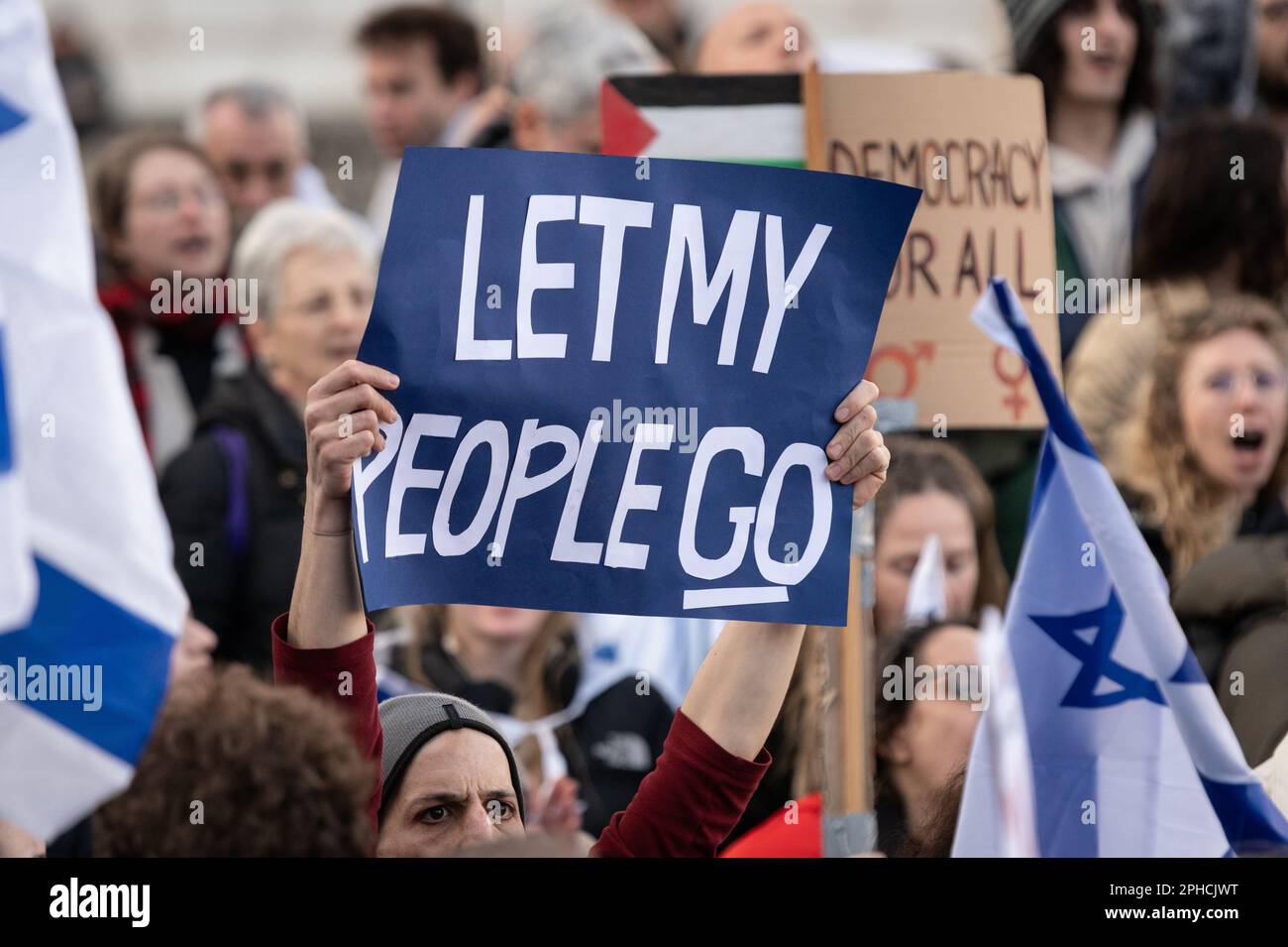 British and diaspora Jews protest in Parliament Square against Israeli ...