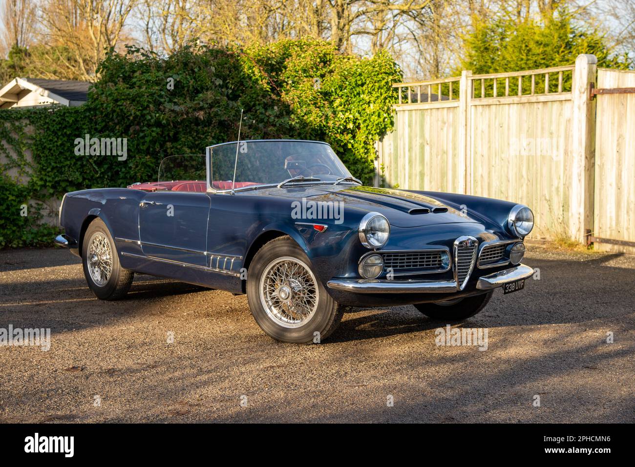 1961 Alfa Romeo 2000 spider Stock Photo - Alamy