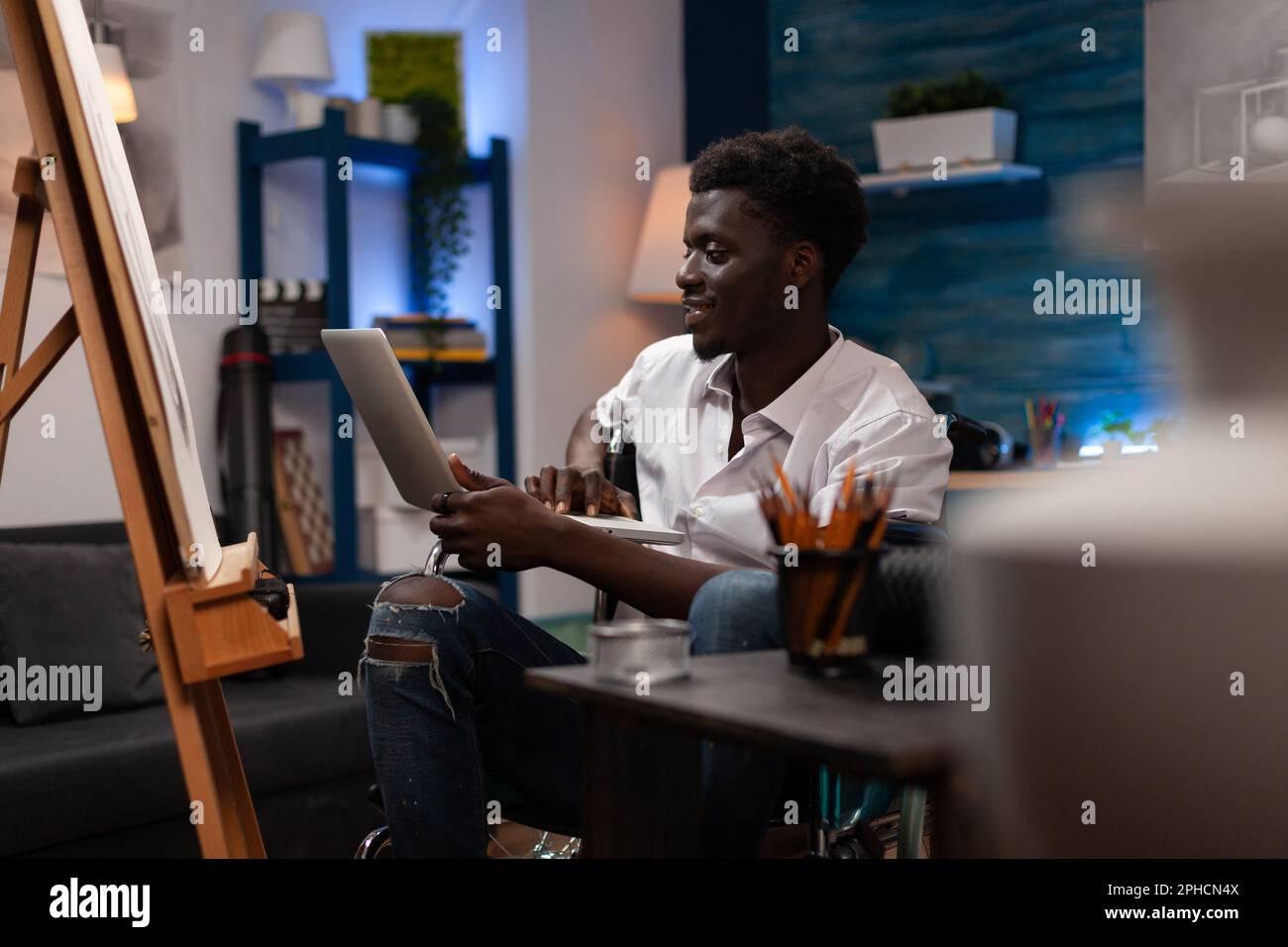 African american male artist living with chronic desease taking art ...