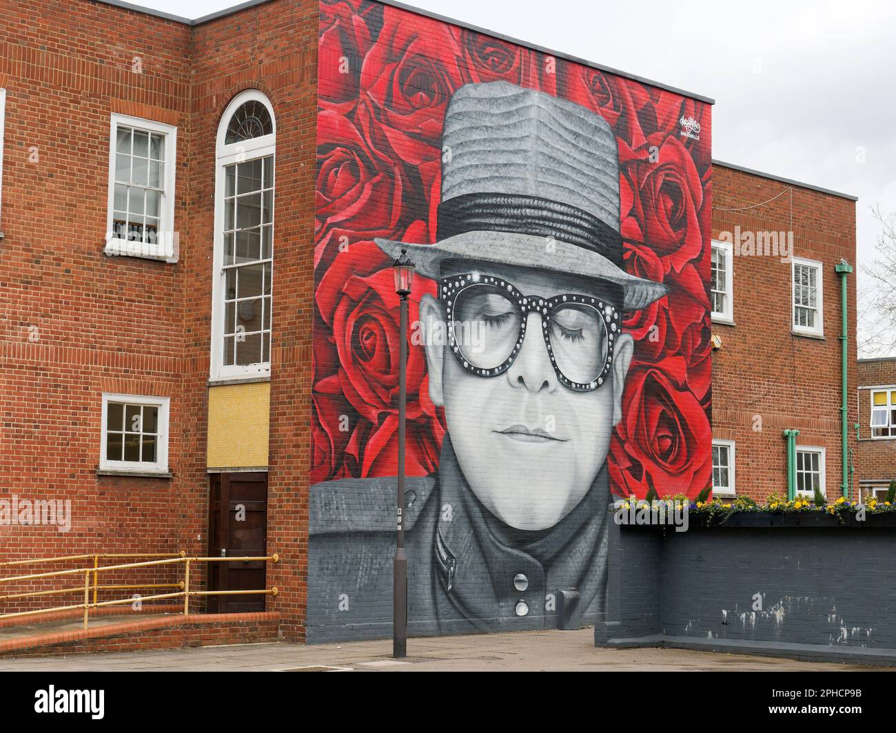 Public mural artwork hi-res stock photography and images - Alamy