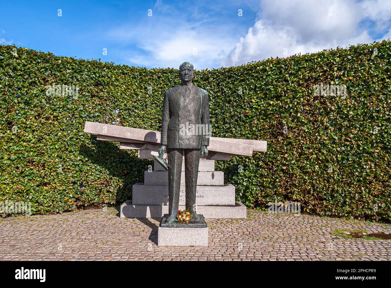Copenhagen, Denmark - September 13, 2010: Bronze statue of Danish King ...