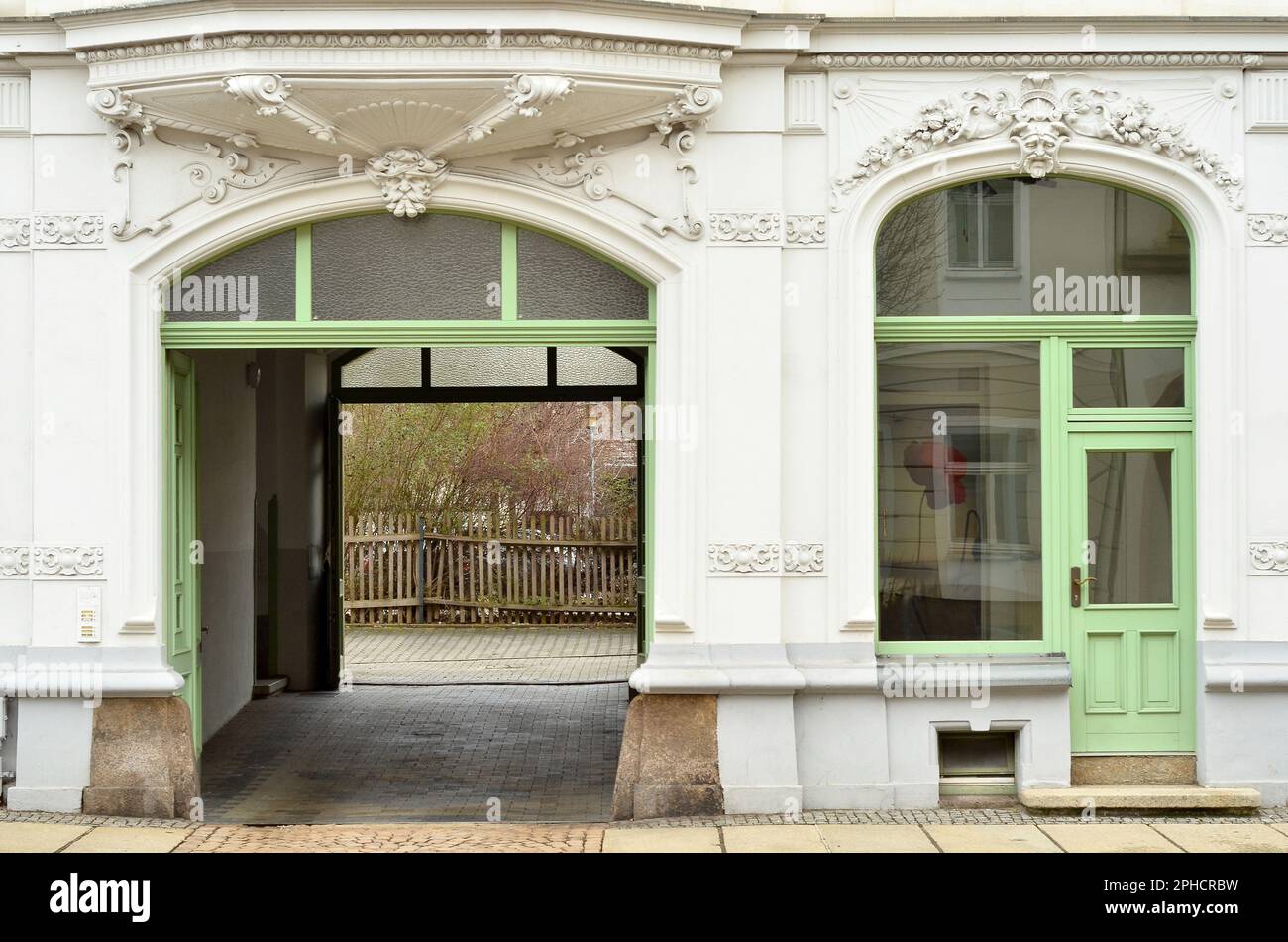 Archway street view residential street hi-res stock photography and ...