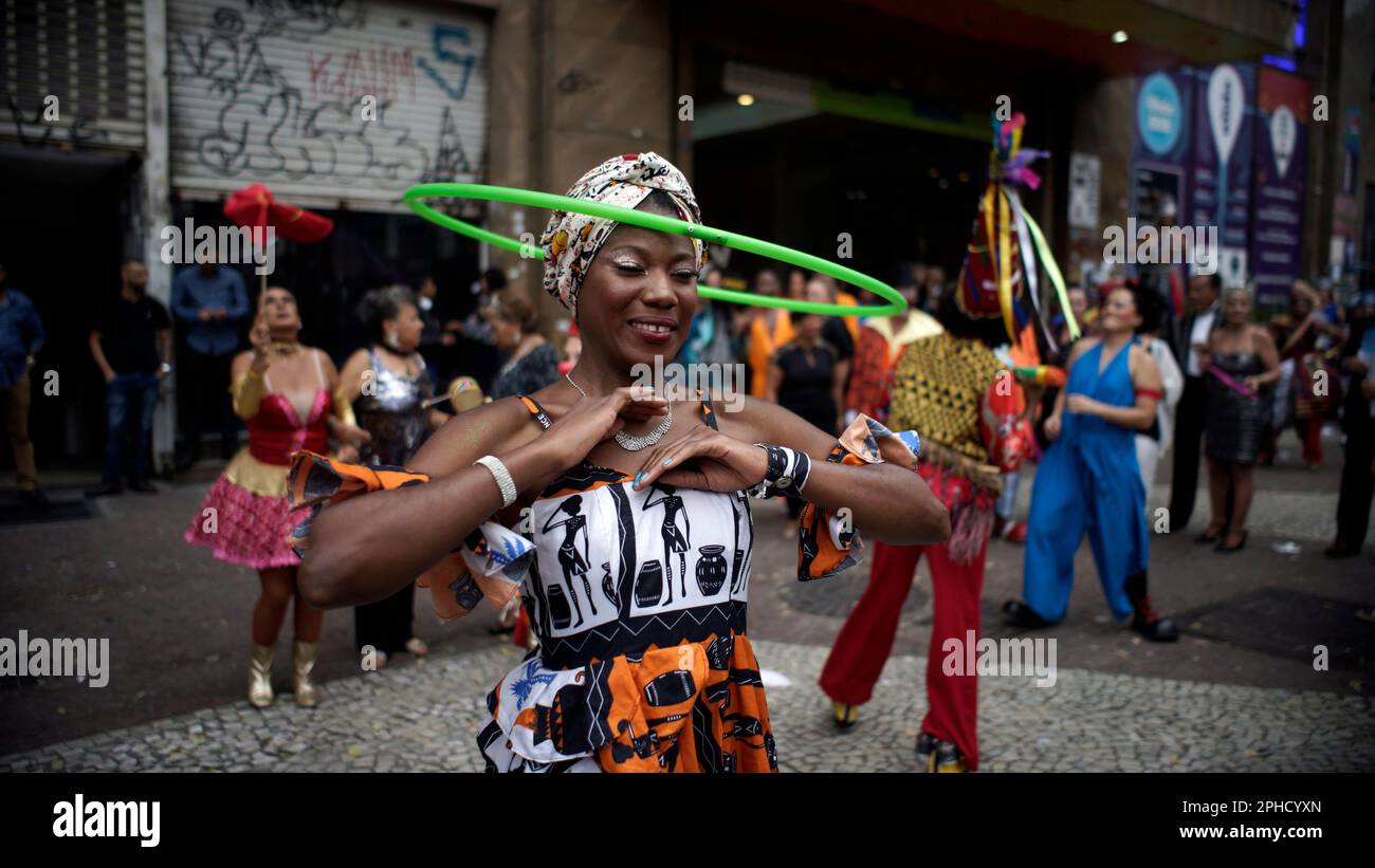 Sao Paulo, Brazil. 27th Mar, 2023. Clowns and circus performers take ...