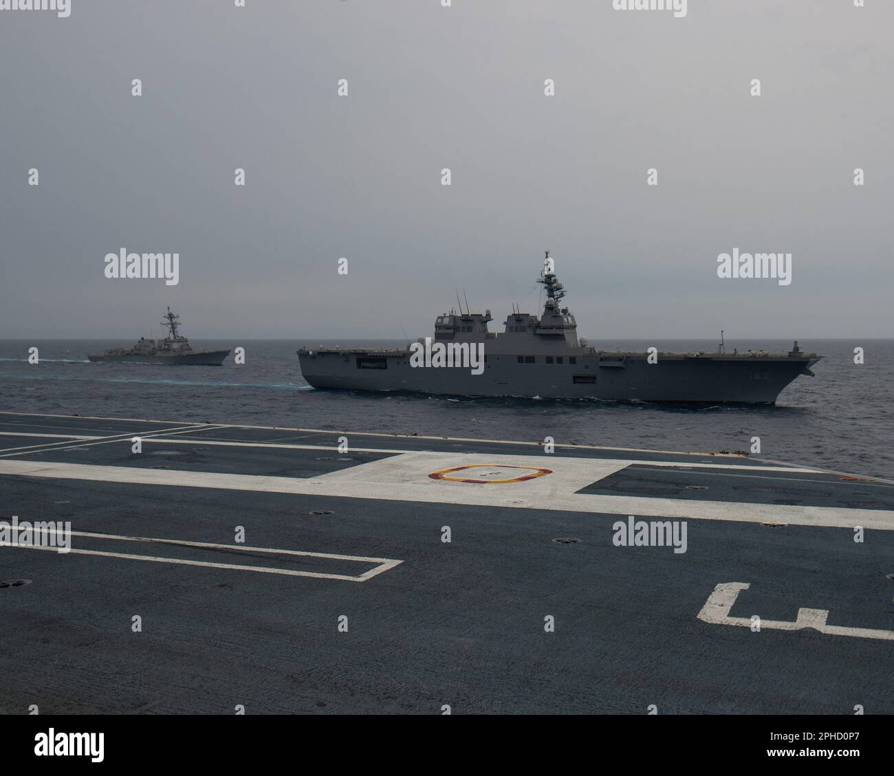 230323-N-MH015-2152 PHILIPPINE SEA (March 23, 2023) The Arleigh Burke ...