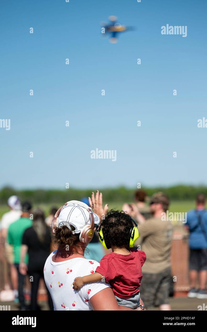The U.S. Navy Flight Demonstration Team, the Blue Angels perform ...