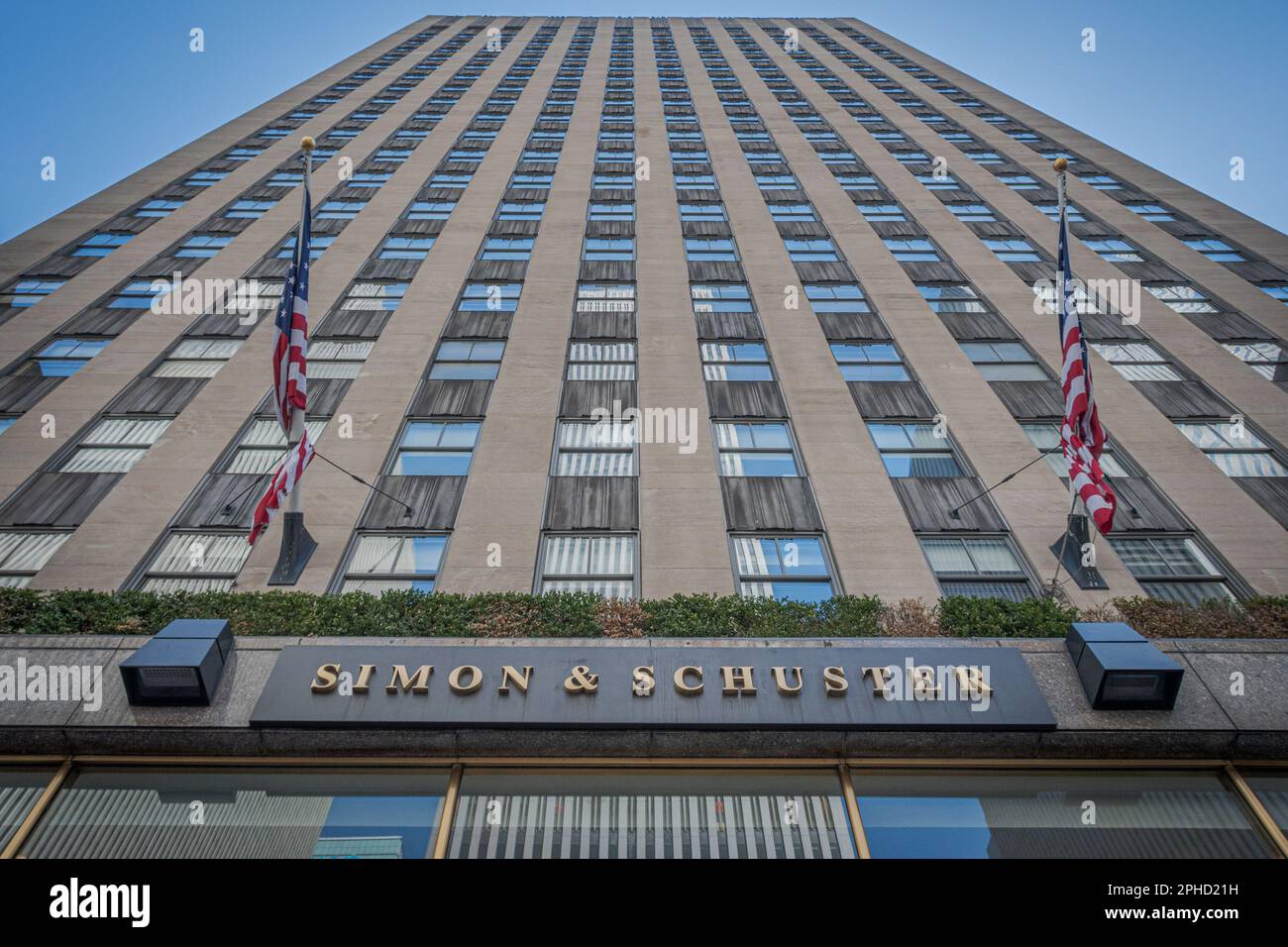 Simon and schuster building hi-res stock photography and images - Alamy