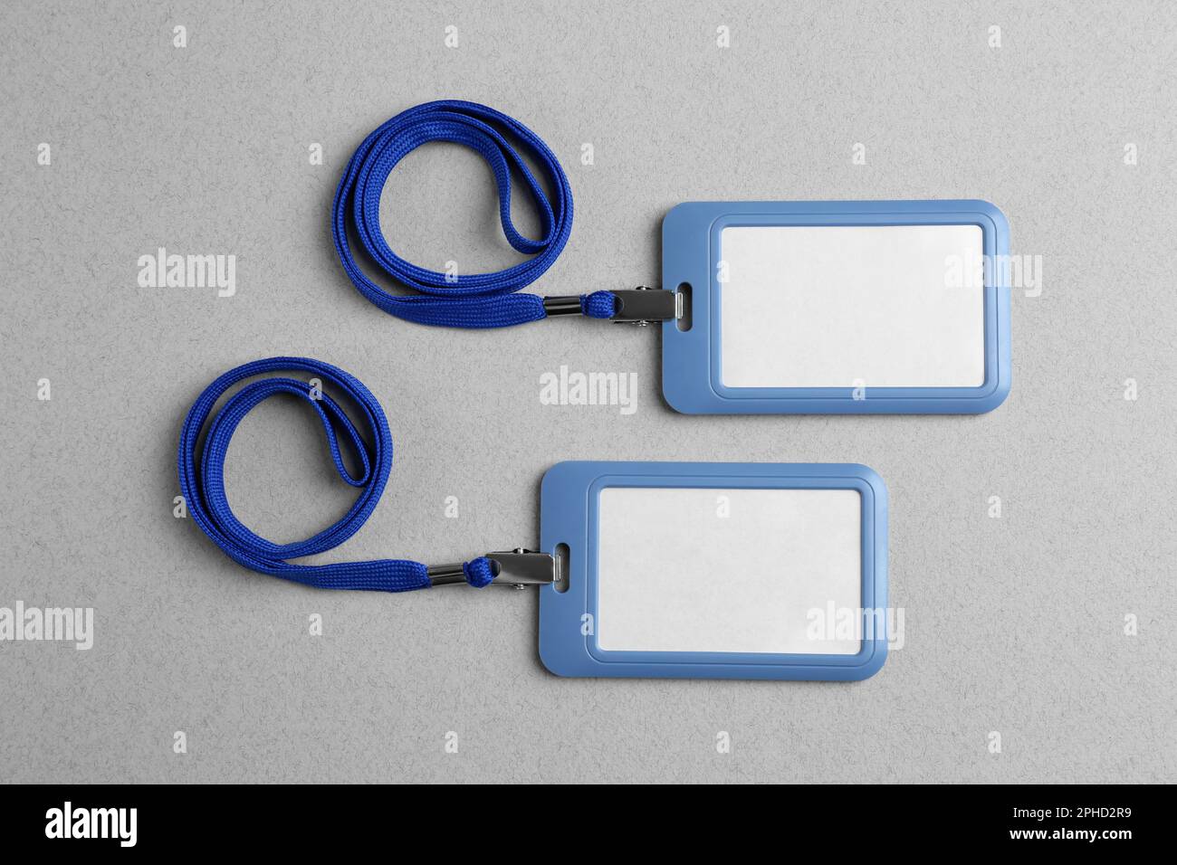 Conference badge table hi-res stock photography and images - Alamy