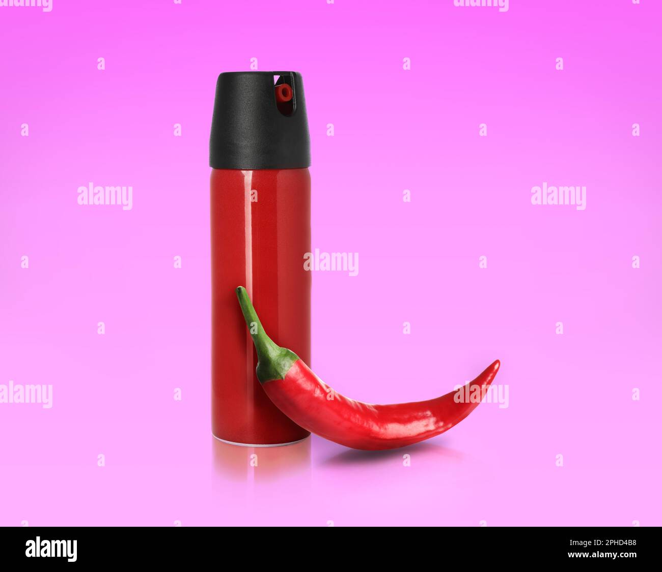 Pink pepper spray hi-res stock photography and images - Alamy