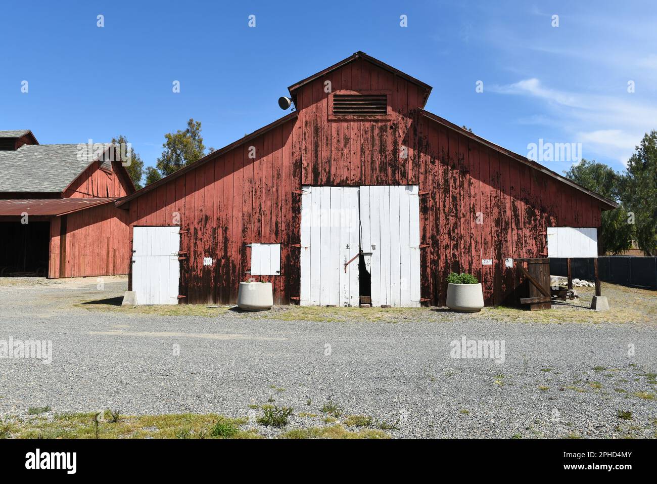 IRVINE, CALIFORNIA - 27 MAR 2023: Driving Barn at the Irvine Ranch ...