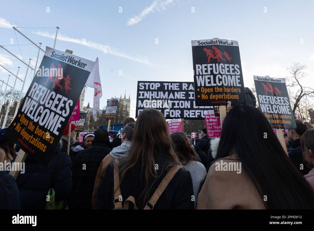 Immigration bill hi-res stock photography and images - Alamy