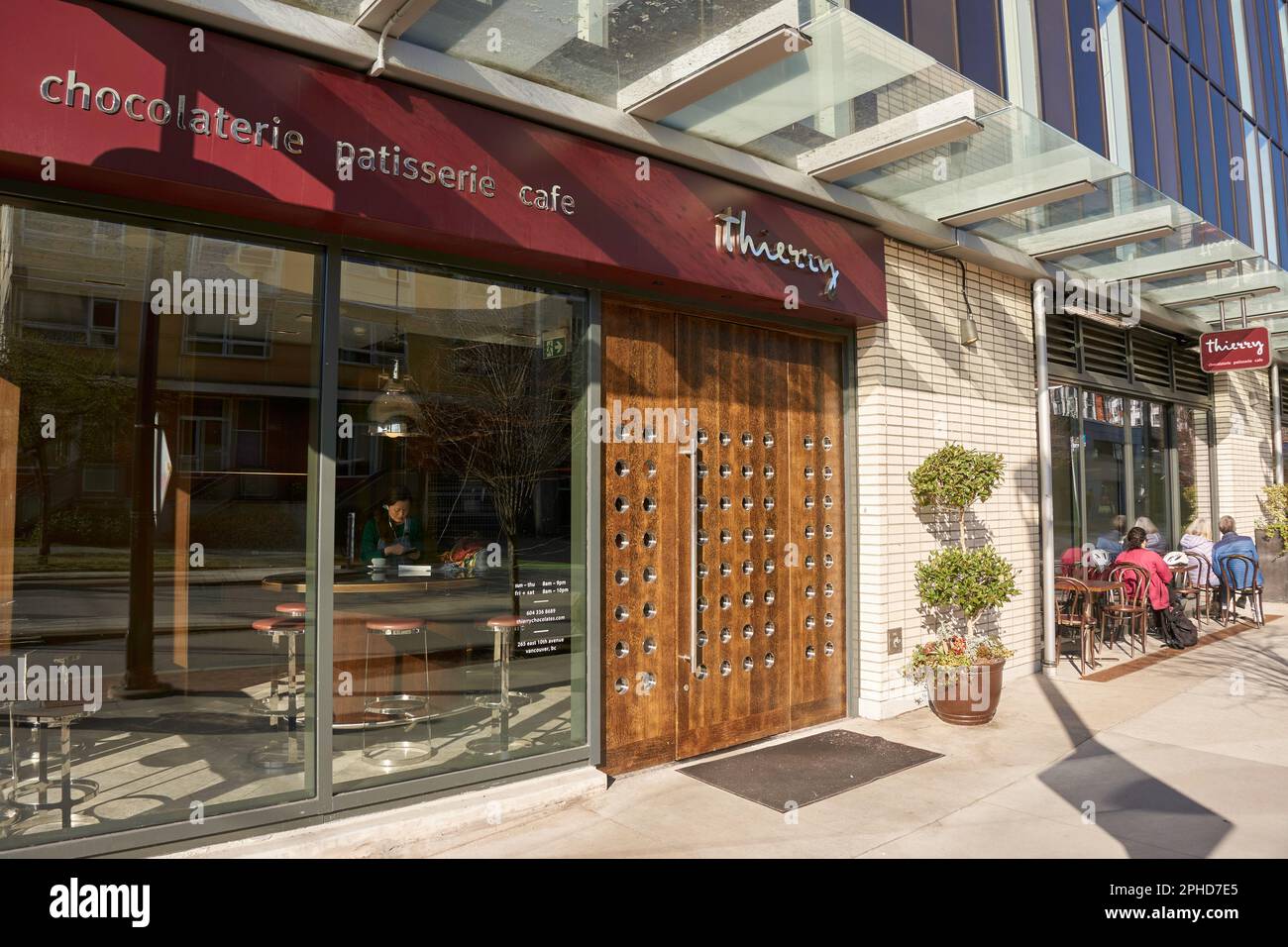 French mount hi-res stock photography and images - Alamy