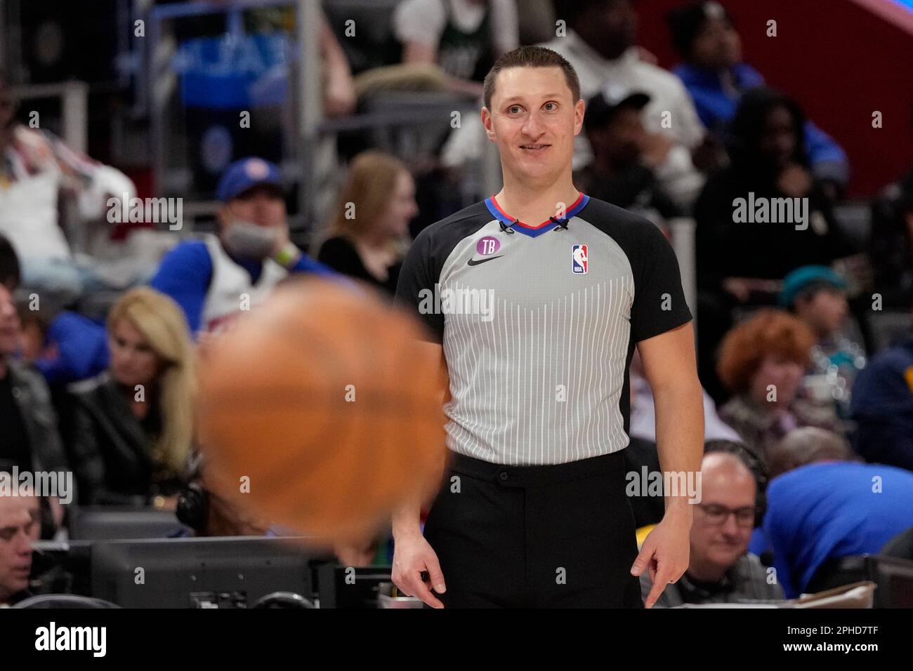 Referee JB DeRosa observes during the second half of an NBA basketball ...