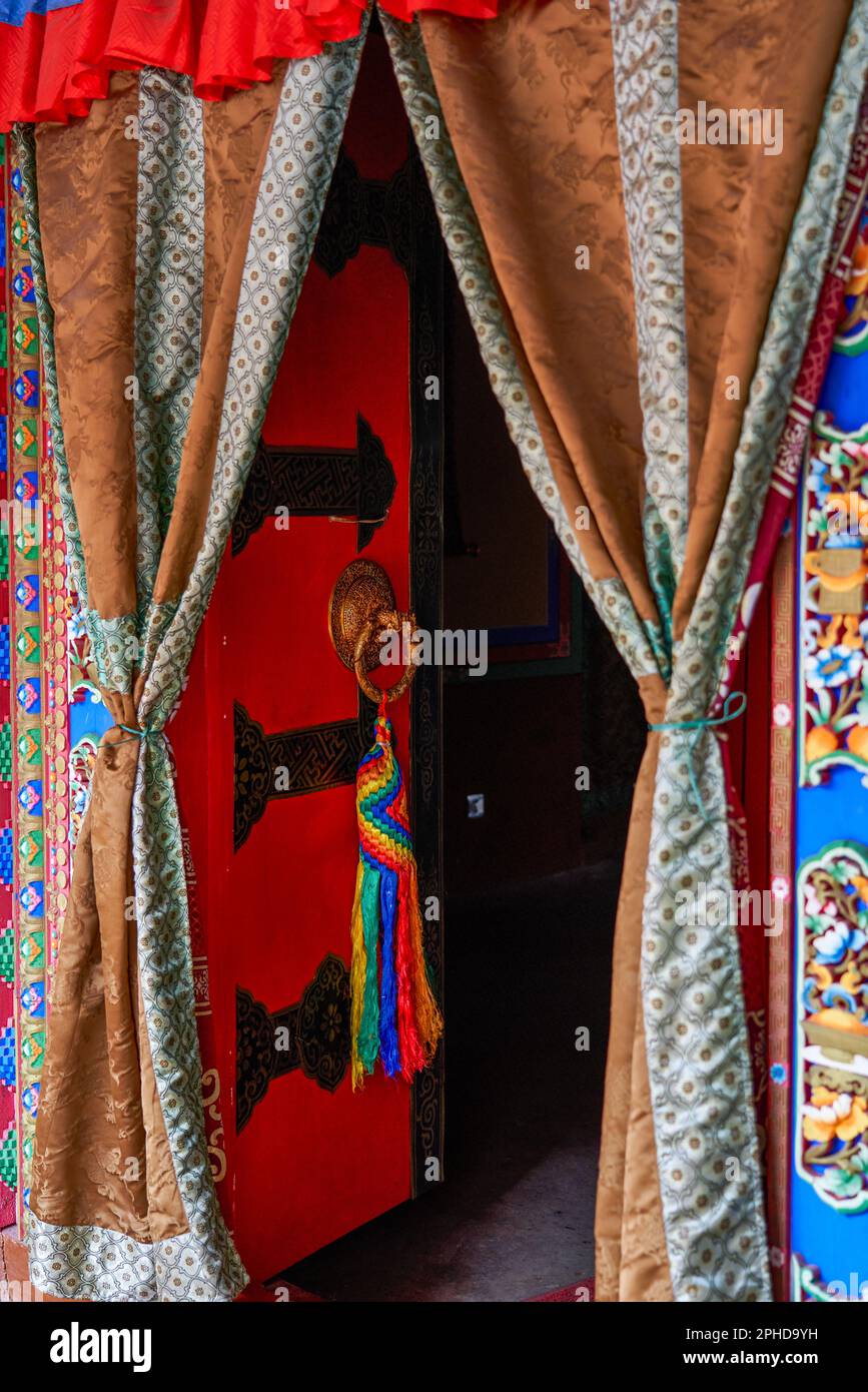 Gates and colorful decorations of Tibetan Buddhist monasteries in Tibet ...