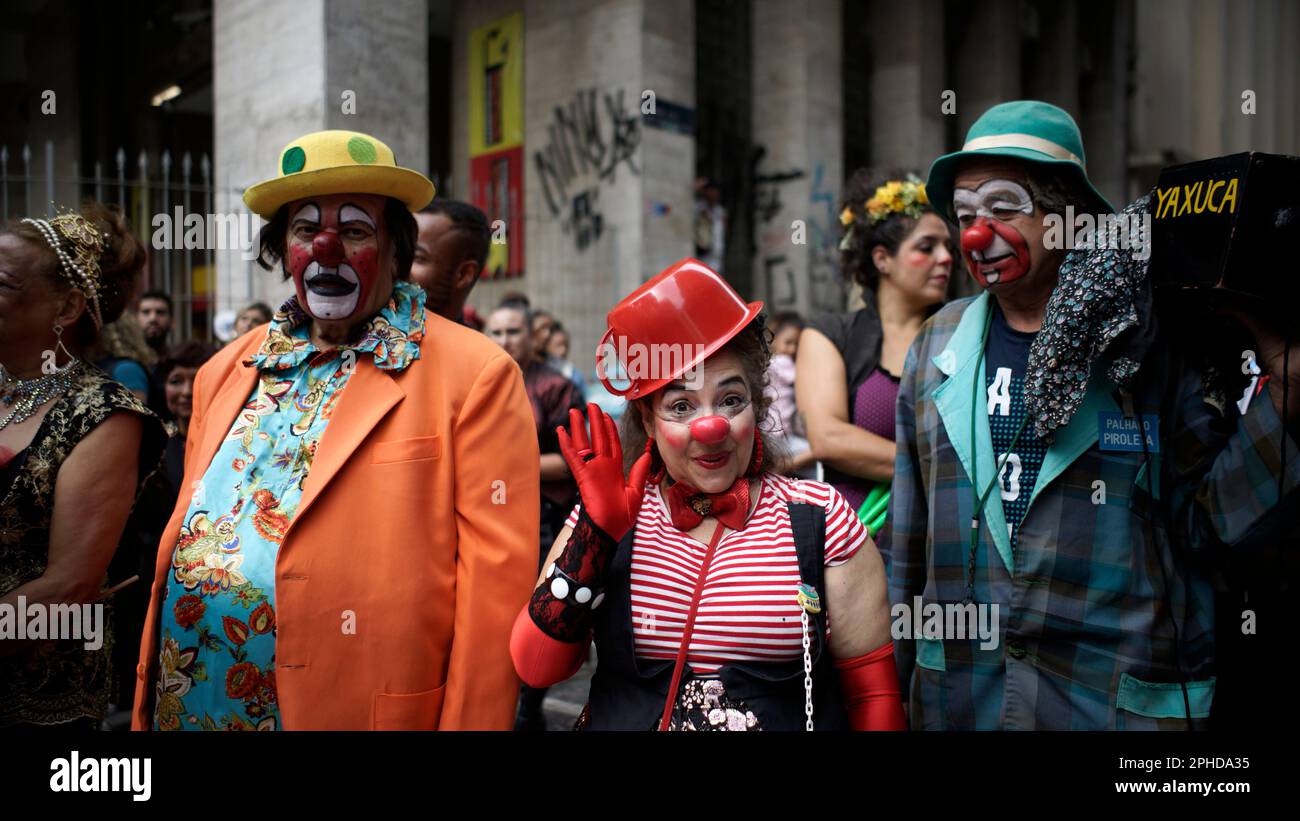 Sao Paulo, Brazil. 27th Mar, 2023. Clowns and circus performers take ...