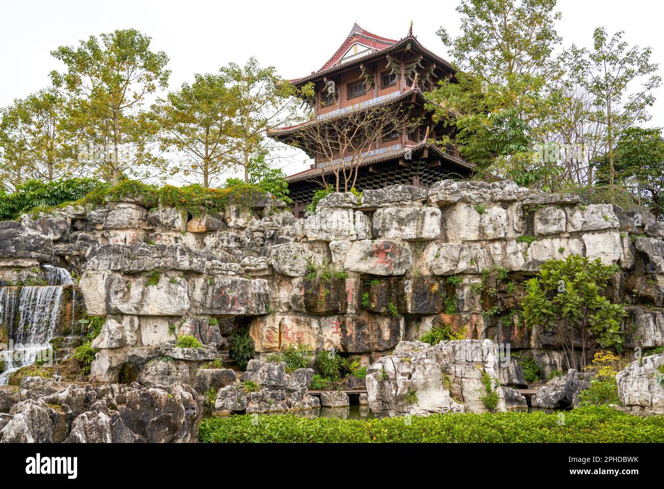 Ancient buildings of luxurious ancient Chinese traditional royal ...