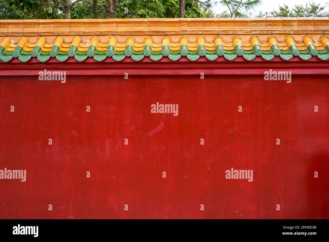 The red wall of the ancient Chinese royal garden Stock Photo - Alamy