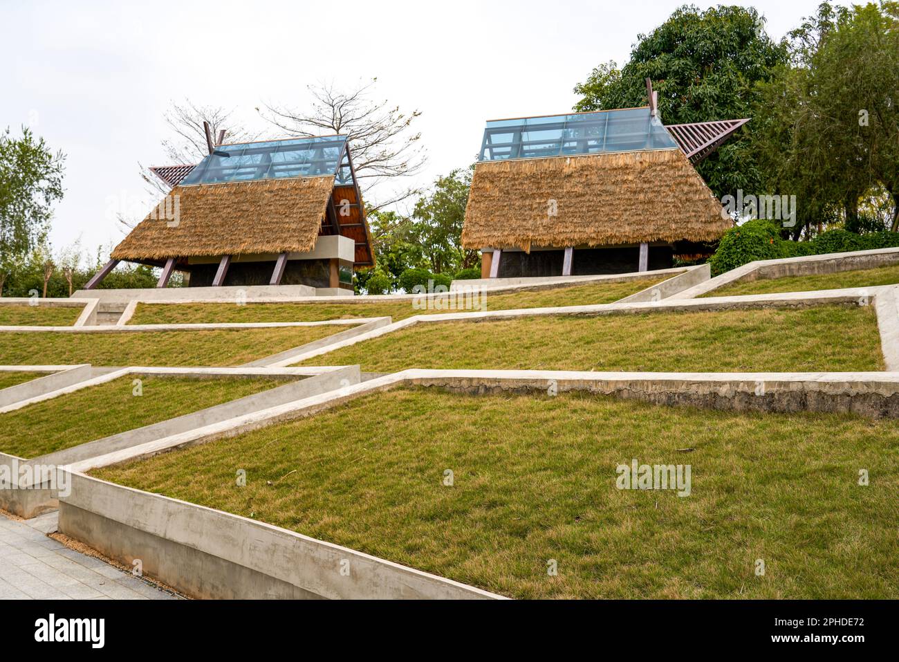 A distinctive Thai Southeast Asian style garden Stock Photo - Alamy