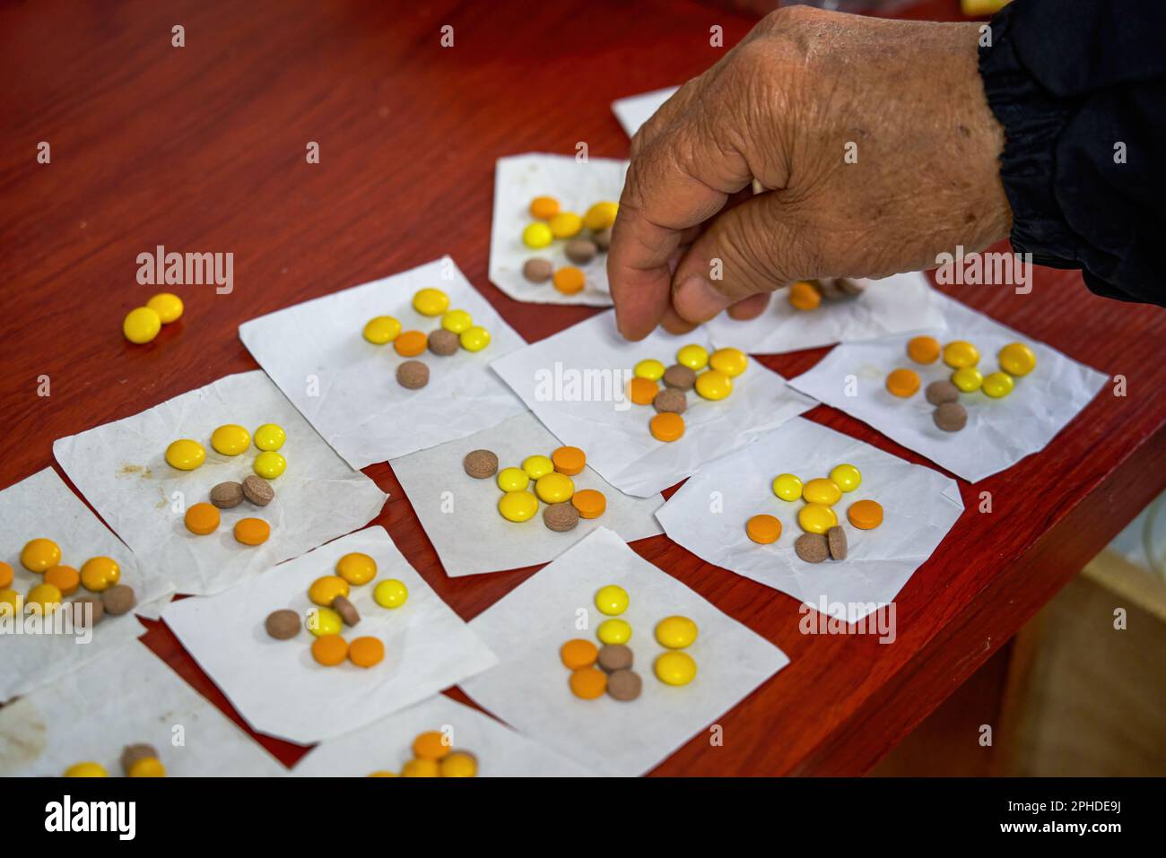 Medication dispensing box hi-res stock photography and images - Alamy