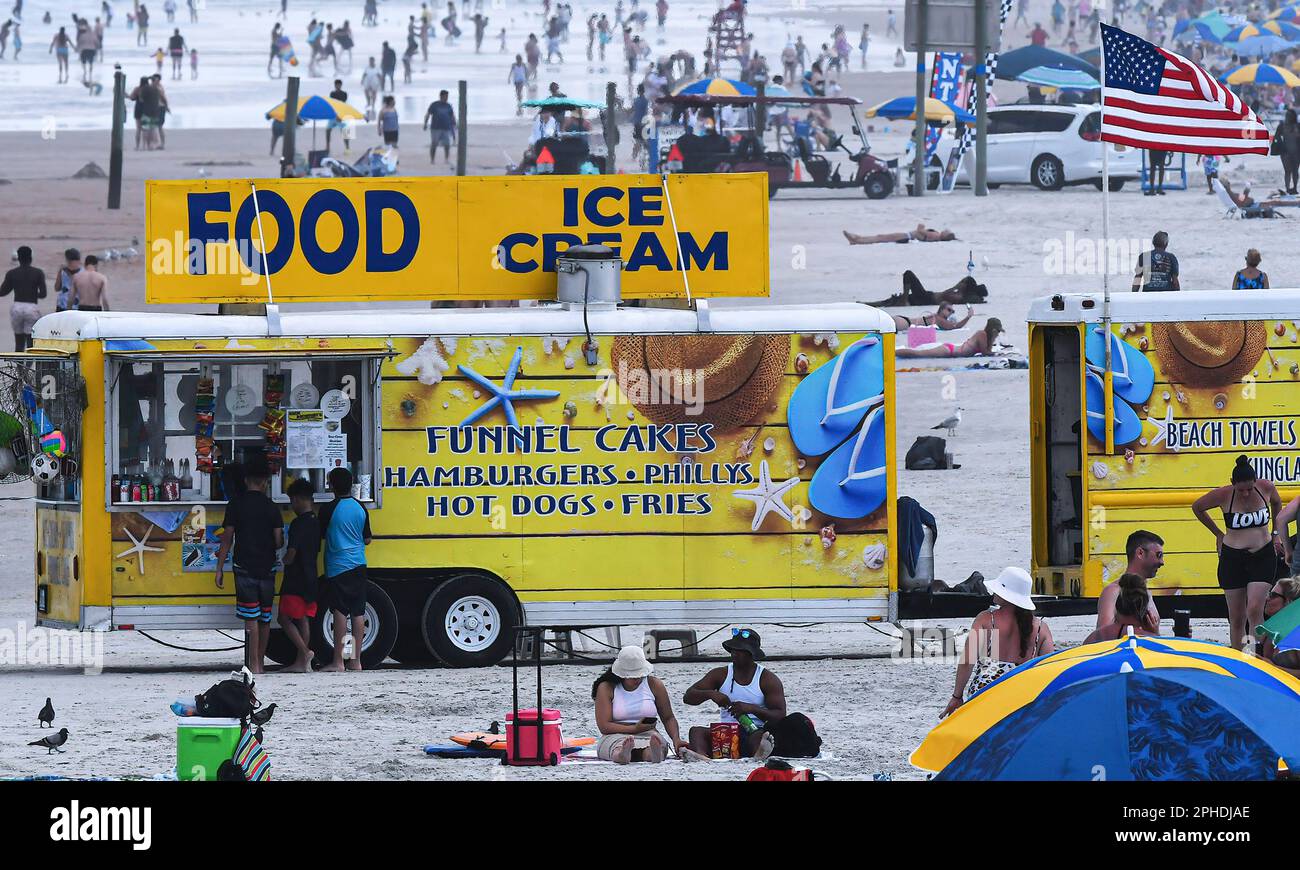 Daytona Beach, United States. 27th Mar, 2023. People enjoy above ...
