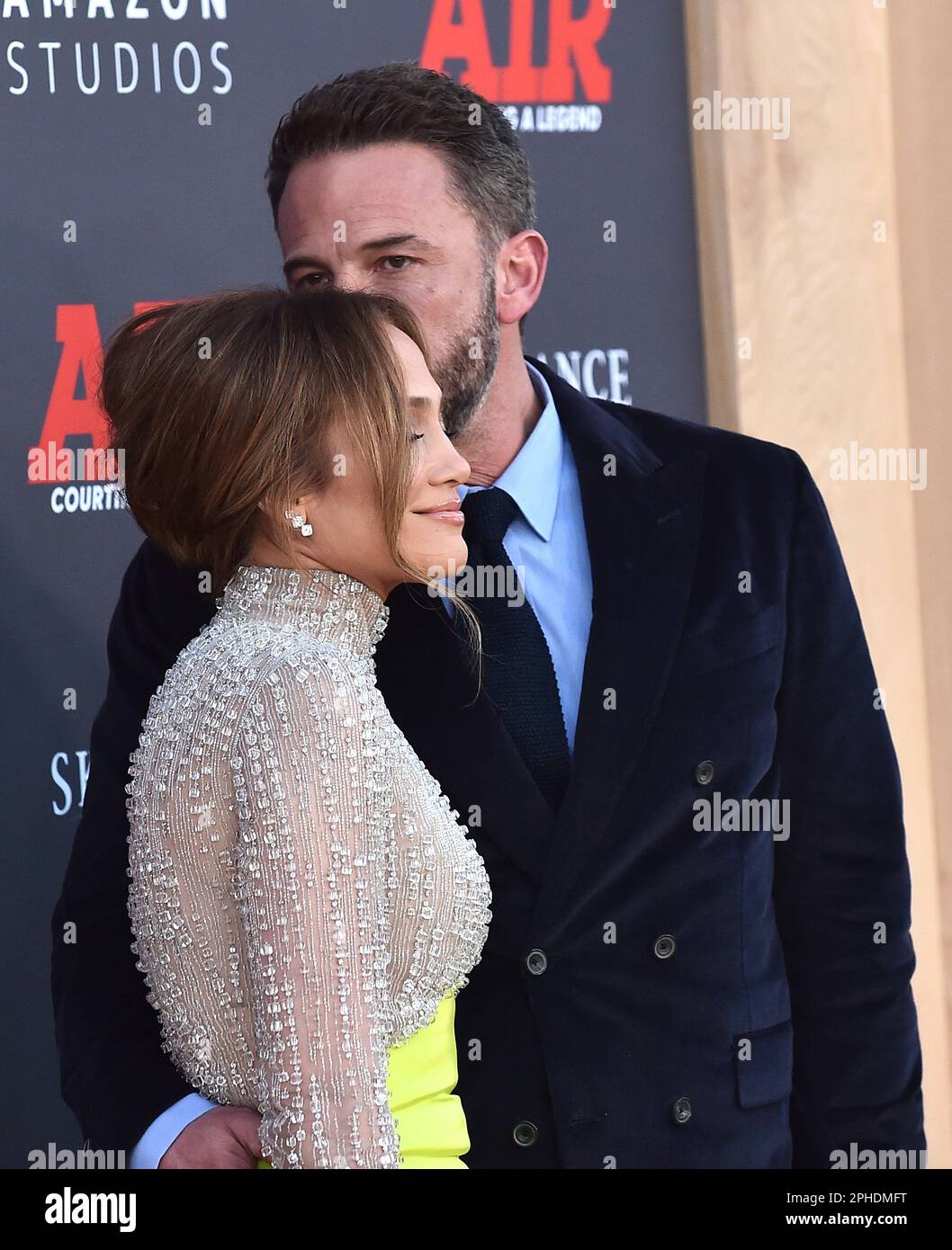 Jennifer Lopez and Ben Affleck arriving to Amazon Studios’ premiere of ...