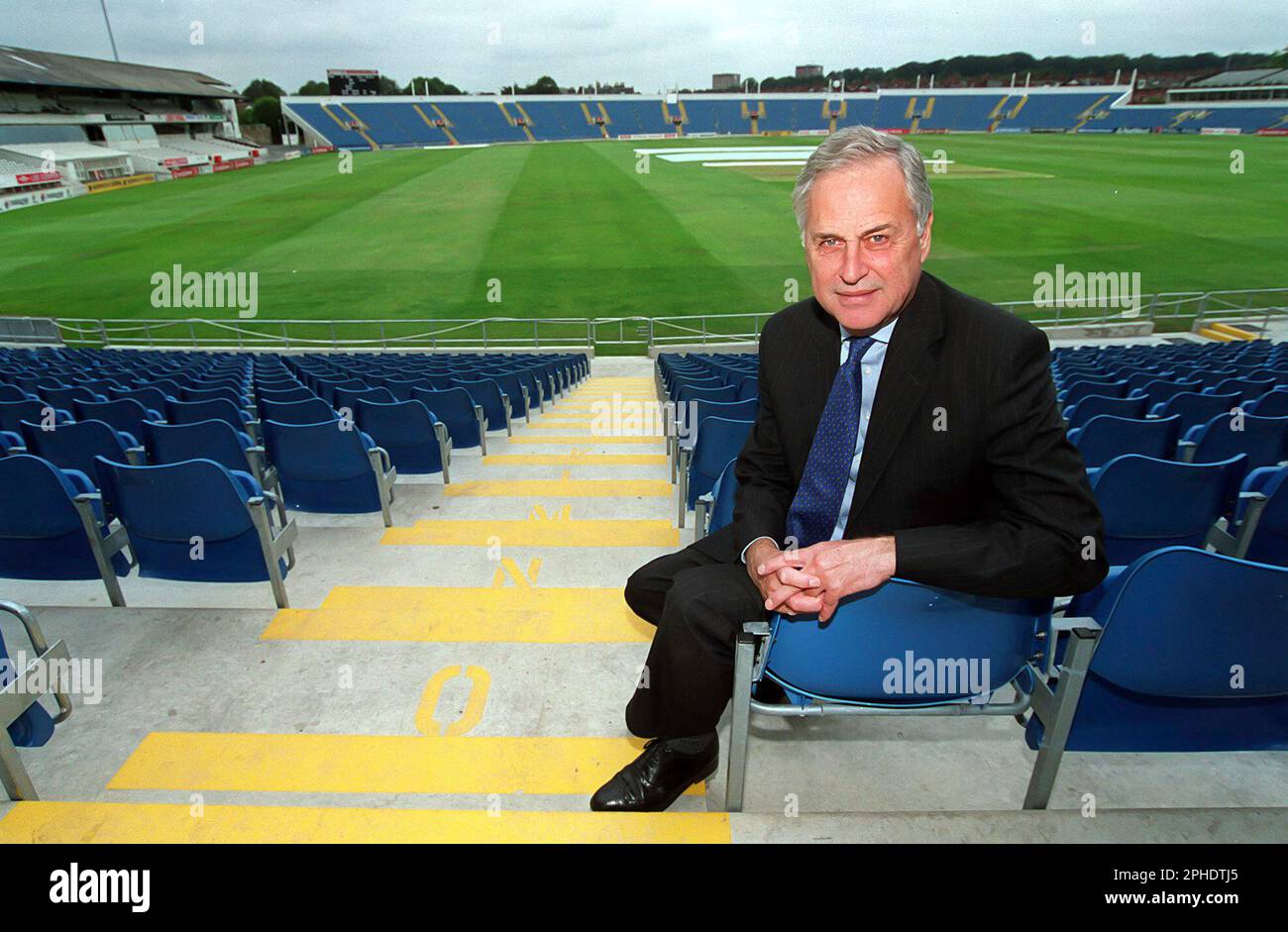 FILE PICS. Picture by Simon Wilkinson/SWpix.com - 15/09/2002 - Cricket ...