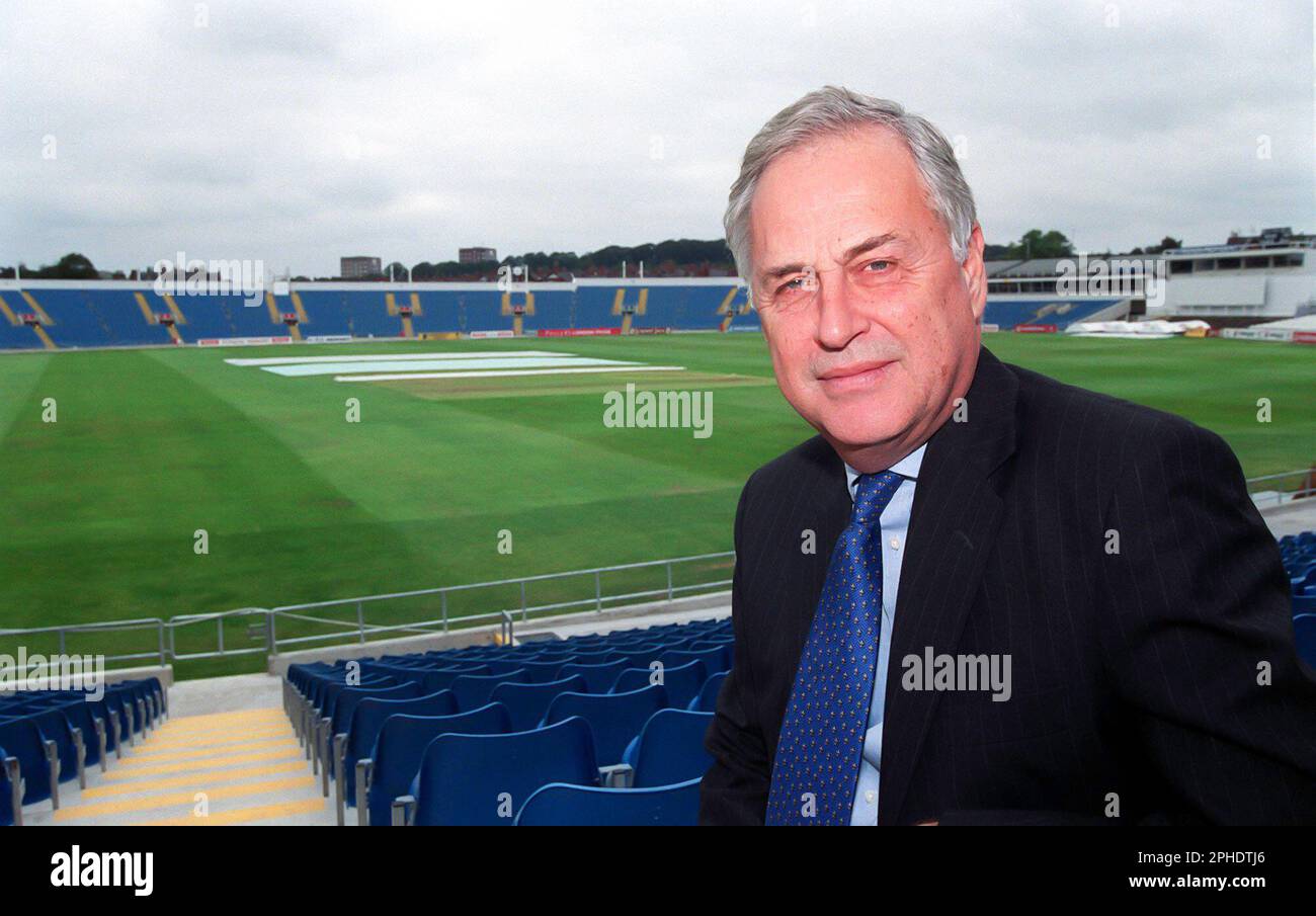 FILE PICS. Picture by Simon Wilkinson/SWpix.com - 15/09/2002 - Cricket ...