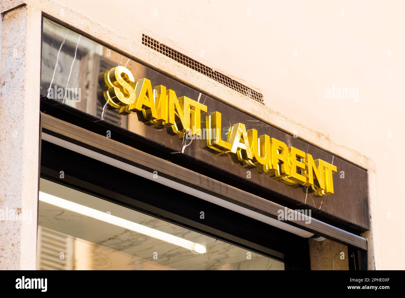 Ysl Boutique Rome Vincent Van Duysen | Rinascente