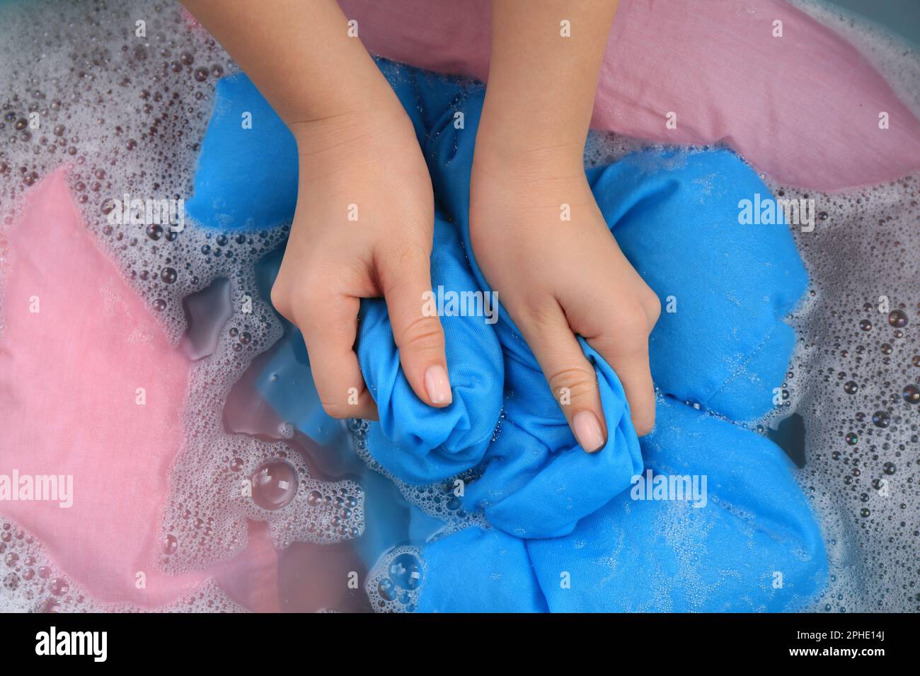 Washing blue hi-res stock photography and images - Alamy