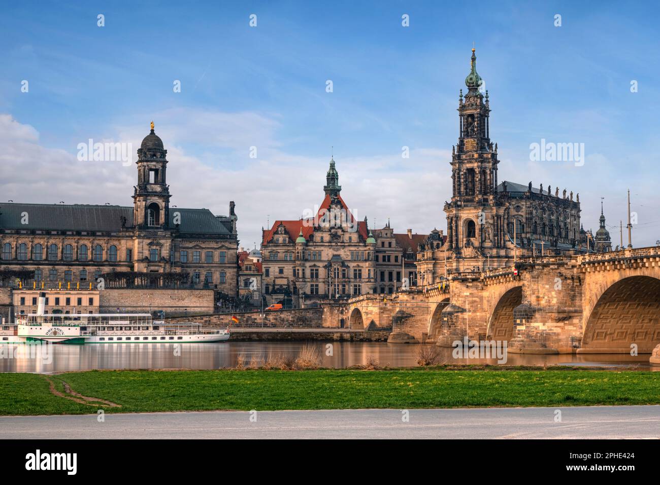 Dresden saxony germany hi-res stock photography and images - Alamy