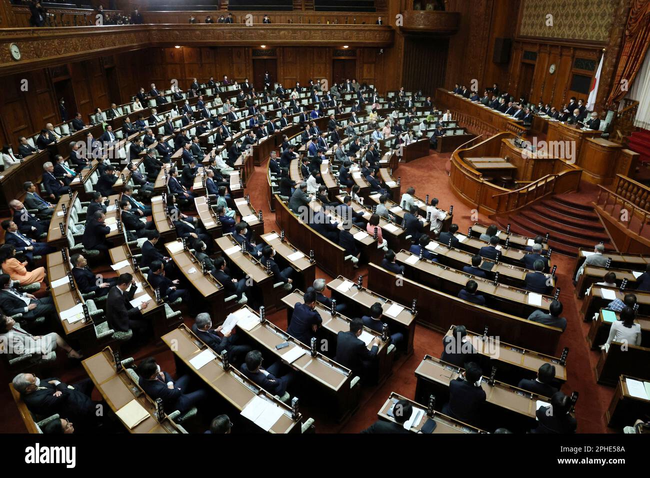 The budget bill passes by a majority vote at the plenary session of the ...