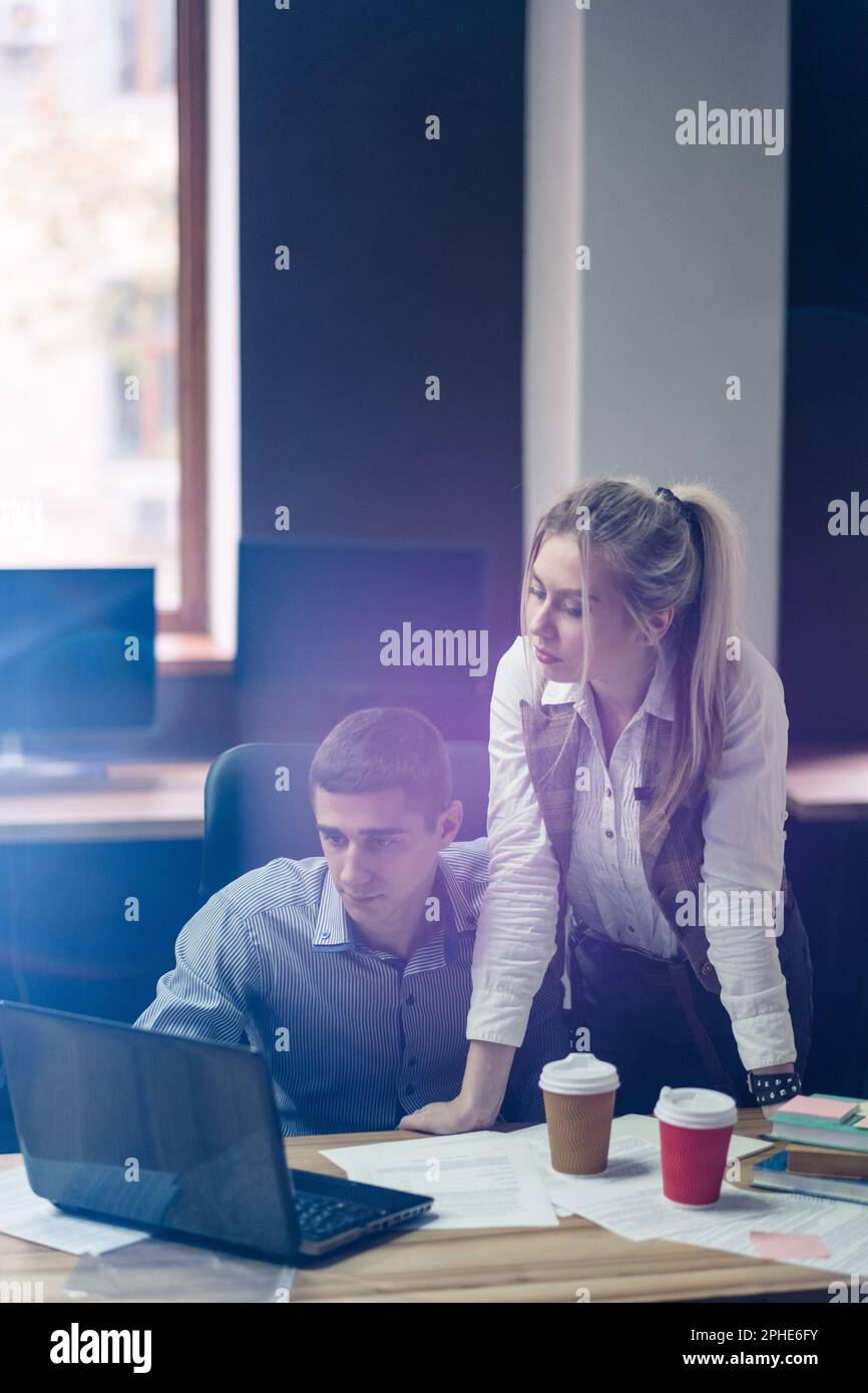 teamwork cooperation brainstorming ideas business Stock Photo - Alamy